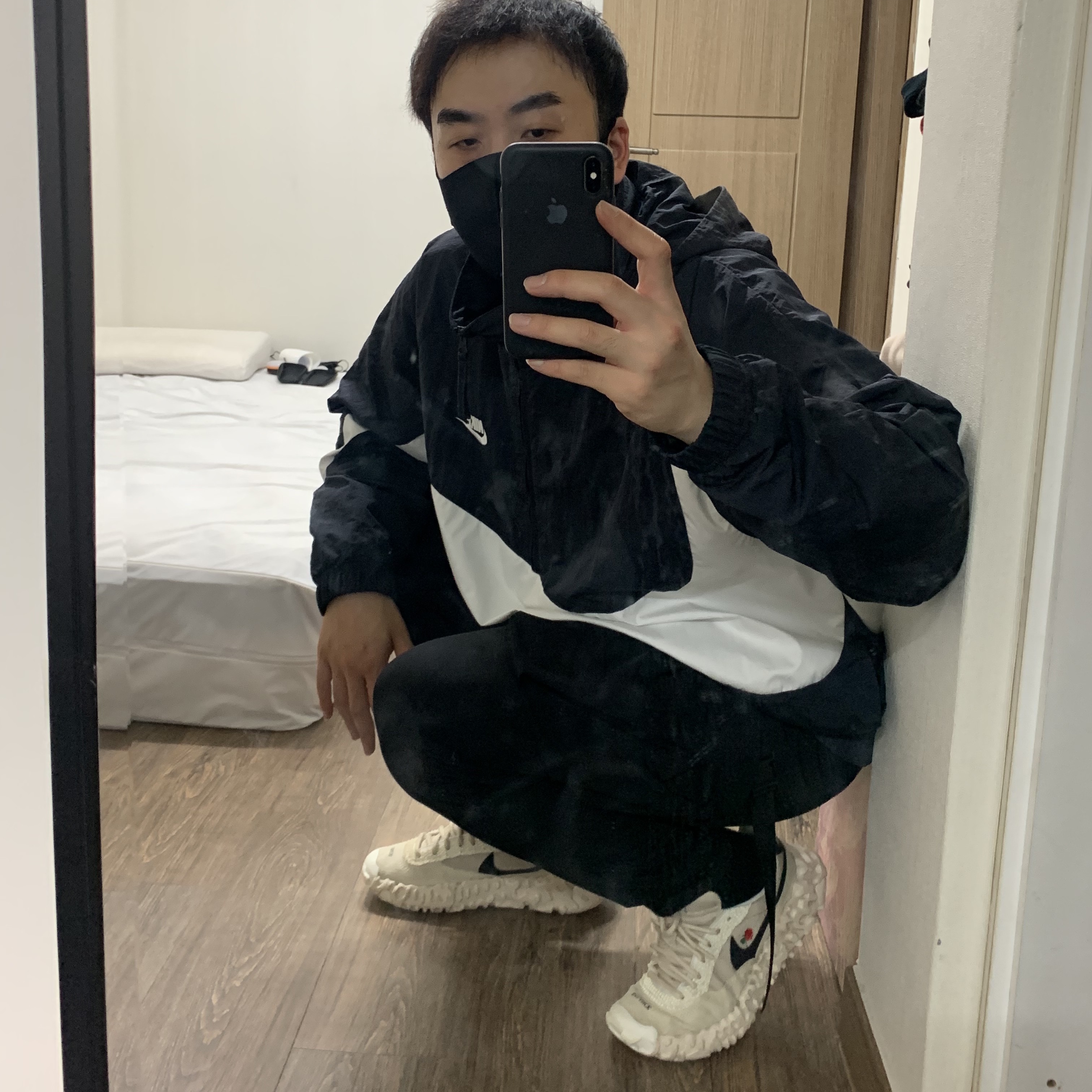 waynehooney (@deadman11) 님의 게시물 | KREAM