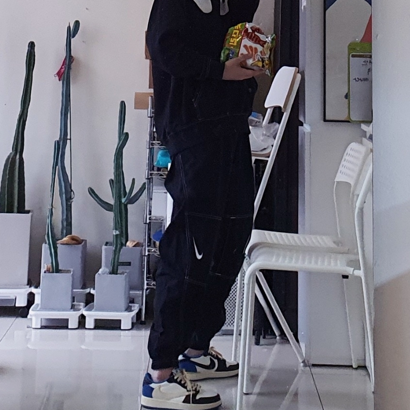 leehye_na (@leehye_na) 님의 게시물 | KREAM