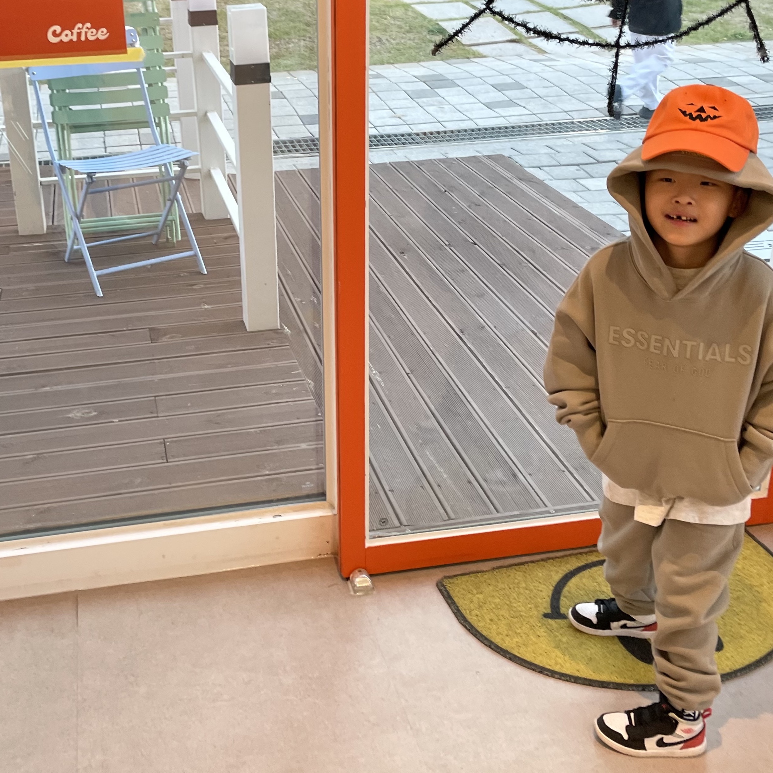 boo (@boo__) 님의 게시물 | KREAM