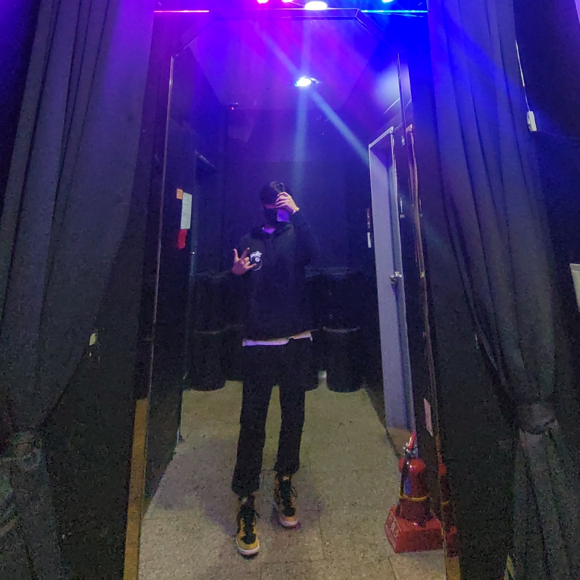 이재현 (@hyeoni_kkk) 님의 게시물 | KREAM