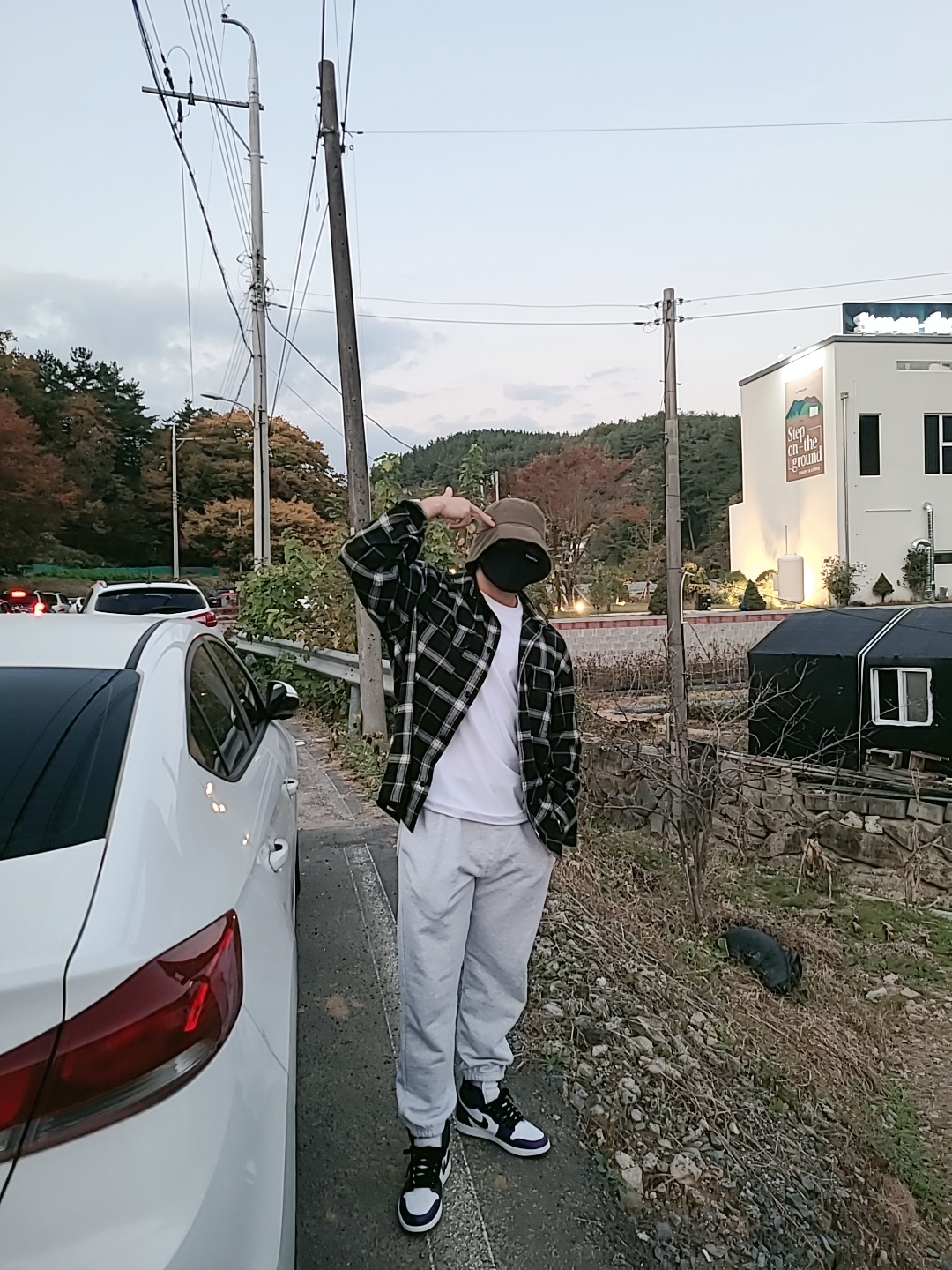 유준 (@k__yj) 님의 게시물 | KREAM