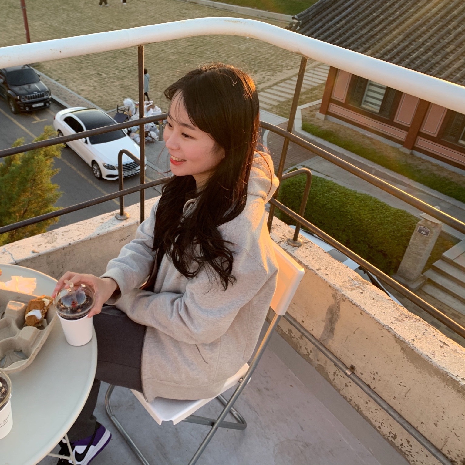 (@hzz_jxx) 님의 게시물 | KREAM