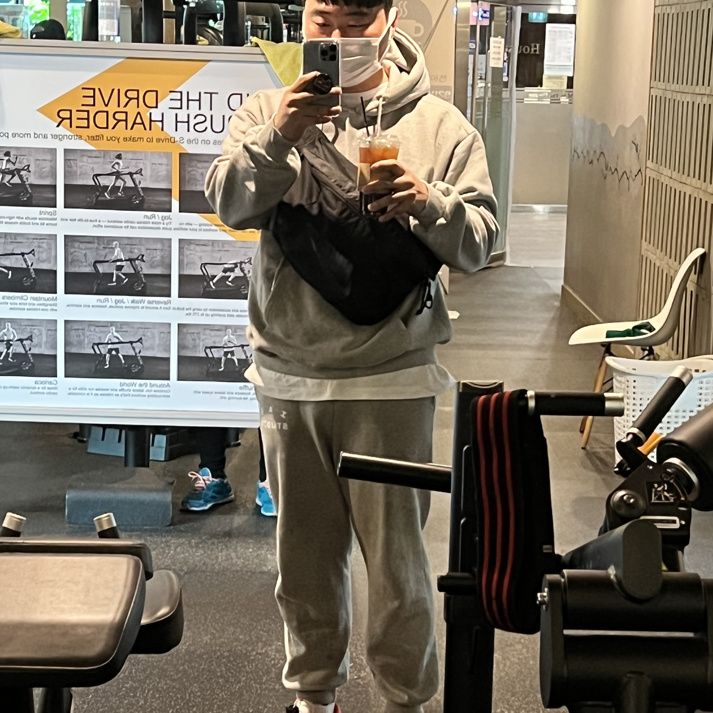 pok2345 (@doovoo) 님의 게시물 | KREAM