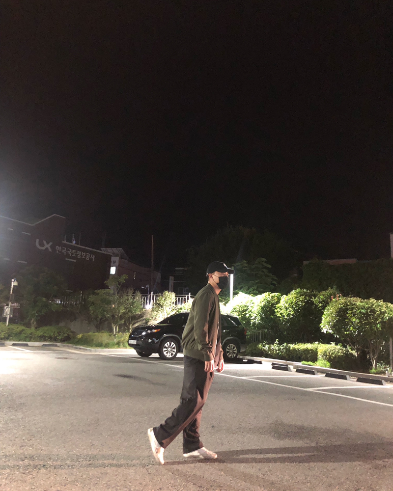 벙국 (@sl42ew) 님의 게시물 | KREAM