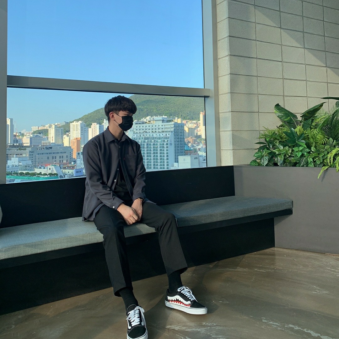 민철 (@cheol_just_...) 님의 게시물 | KREAM