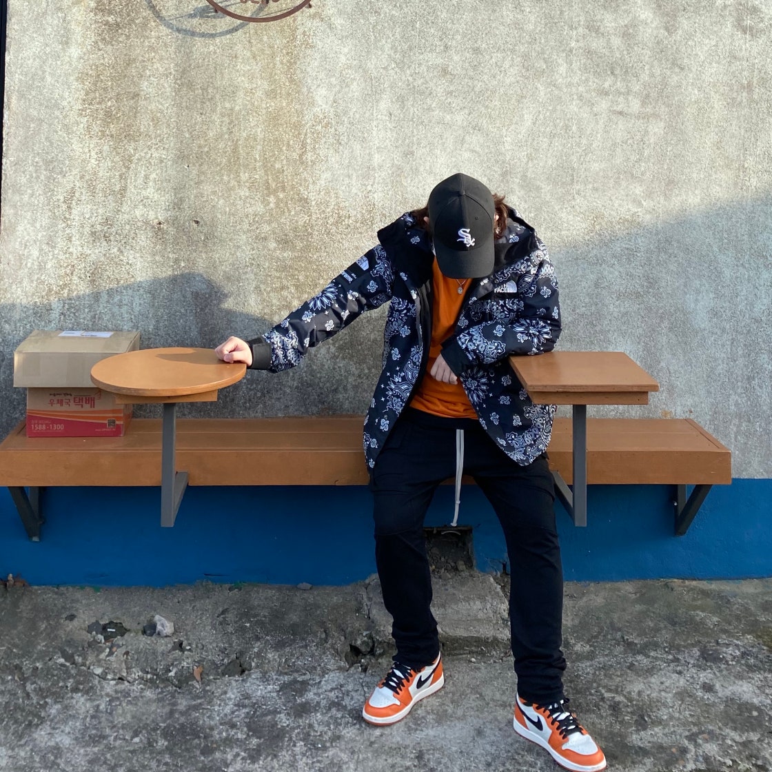 (@happy.new.y...) 님의 게시물 | KREAM