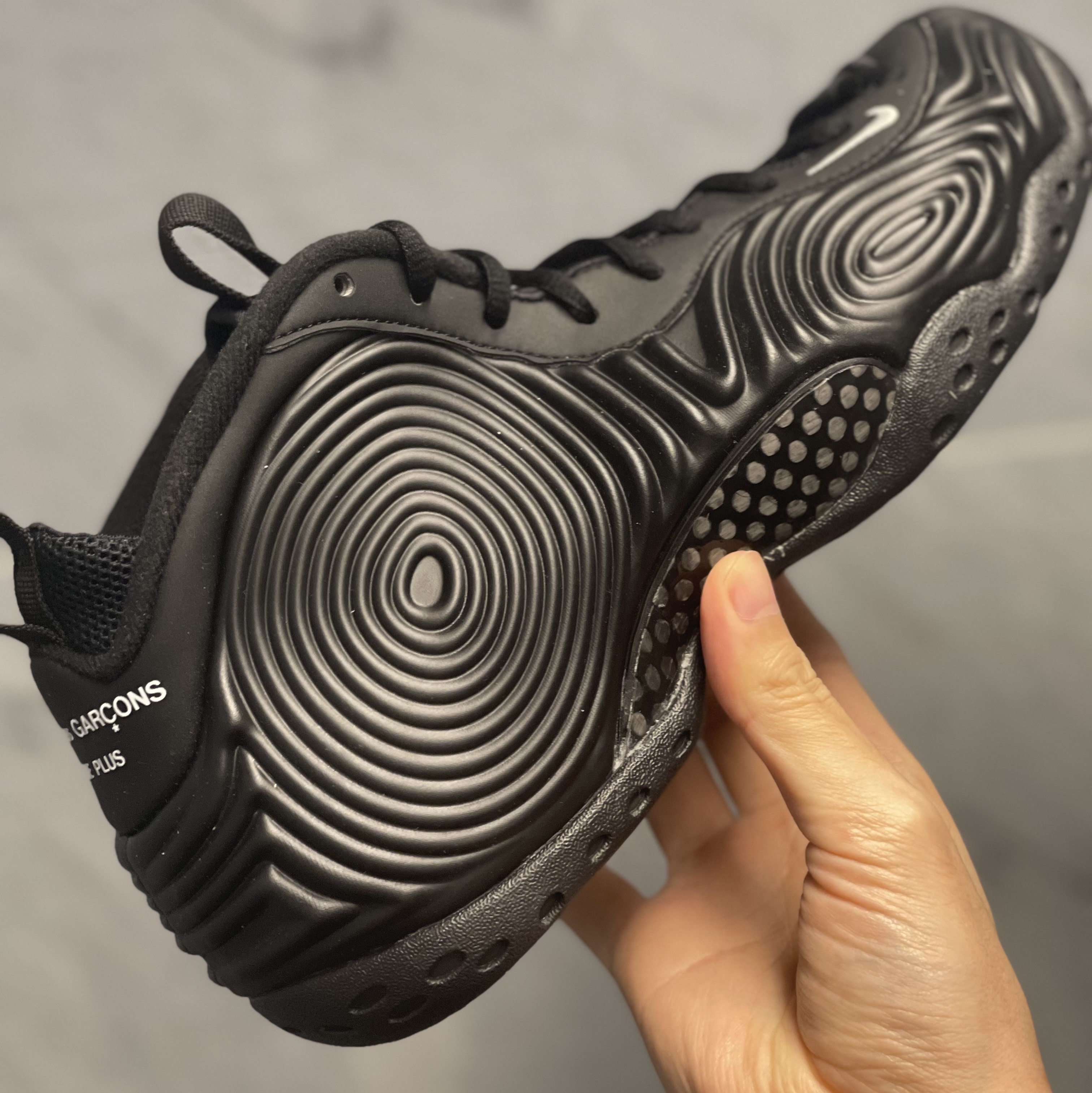 백구 (@ksba_) 님의 게시물 | KREAM