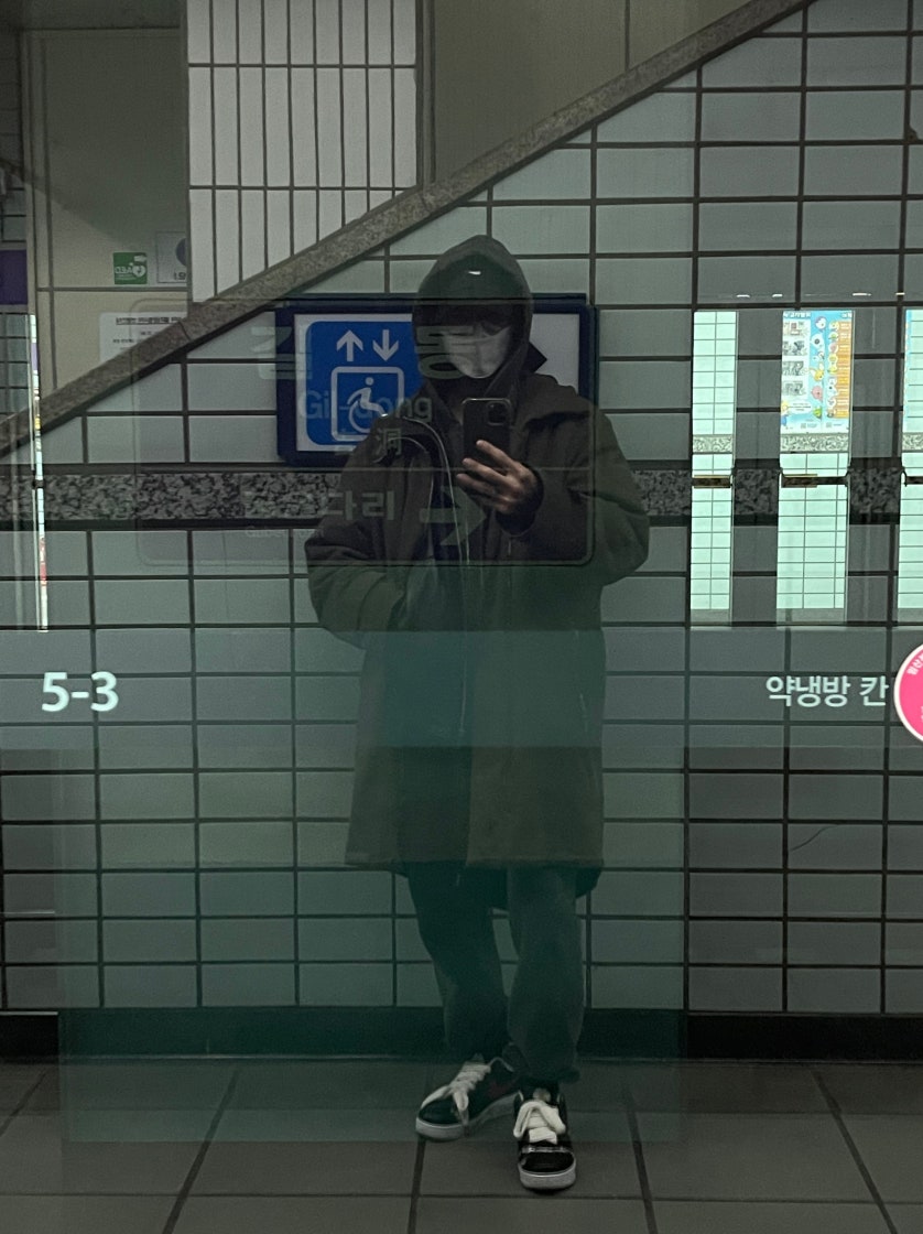 춘봉이 (@sixbong) 님의 게시물 | KREAM