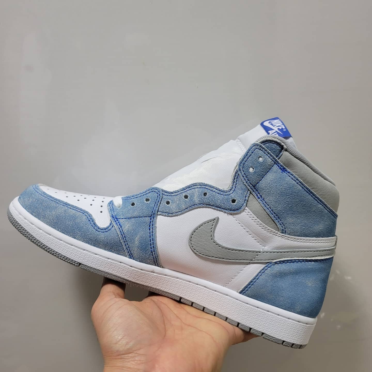 (@elfenvy_4102) 님의 게시물 | KREAM