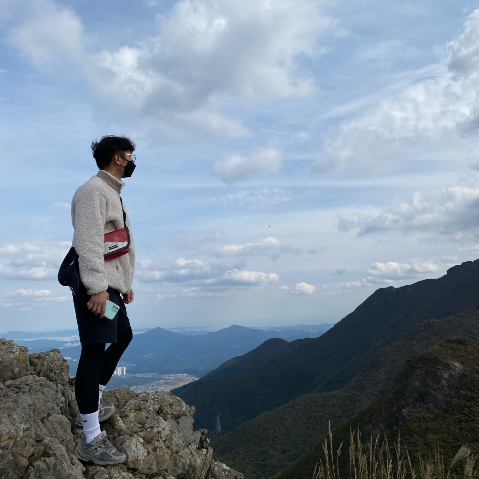 linpak (@como_estas) 님의 게시물 | KREAM