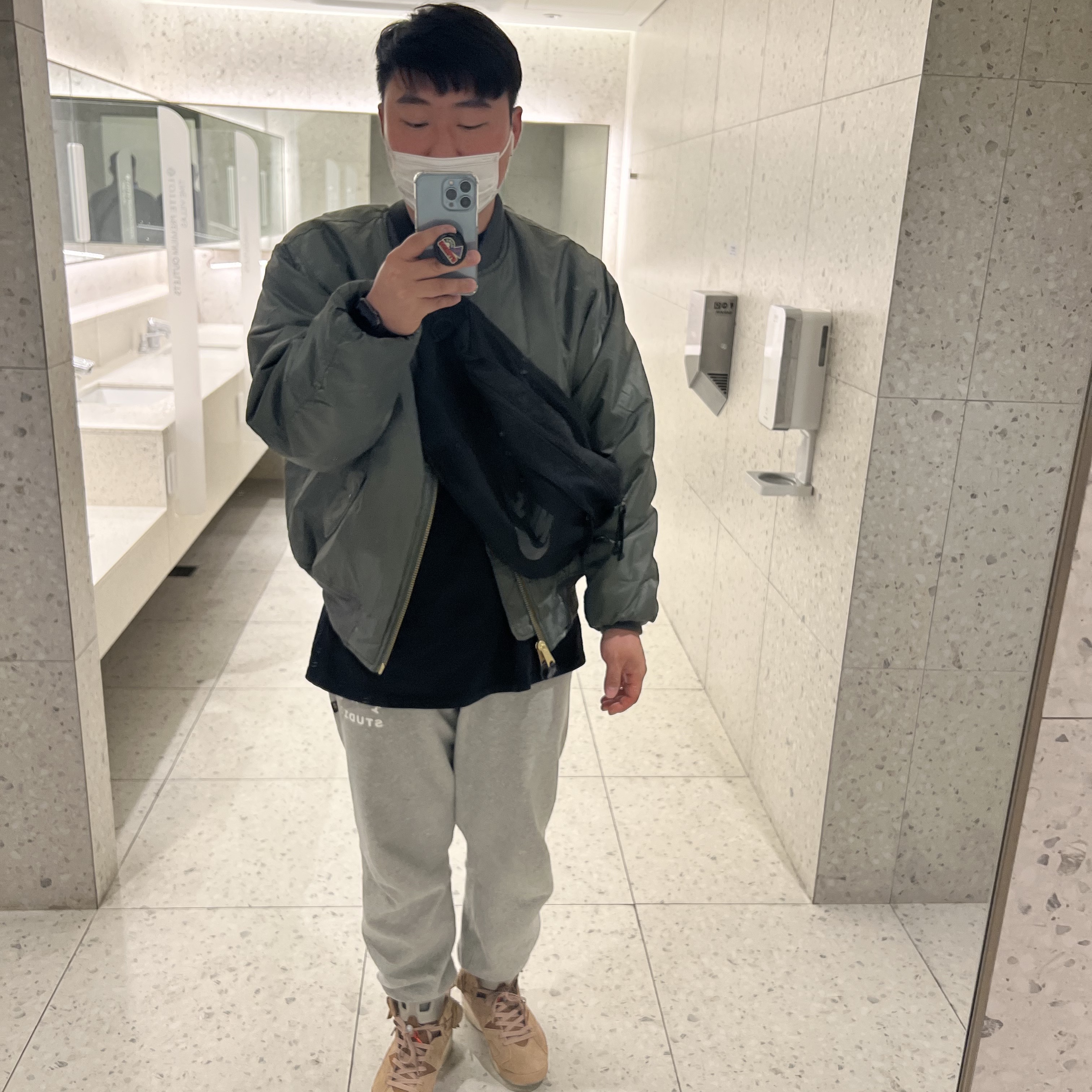 pok2345 (@doovoo) 님의 게시물 | KREAM