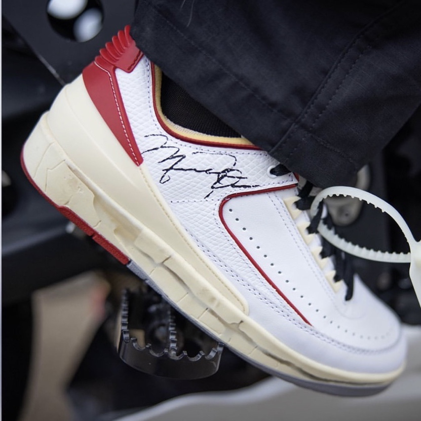 (@arccchive) 님의 게시물 | KREAM