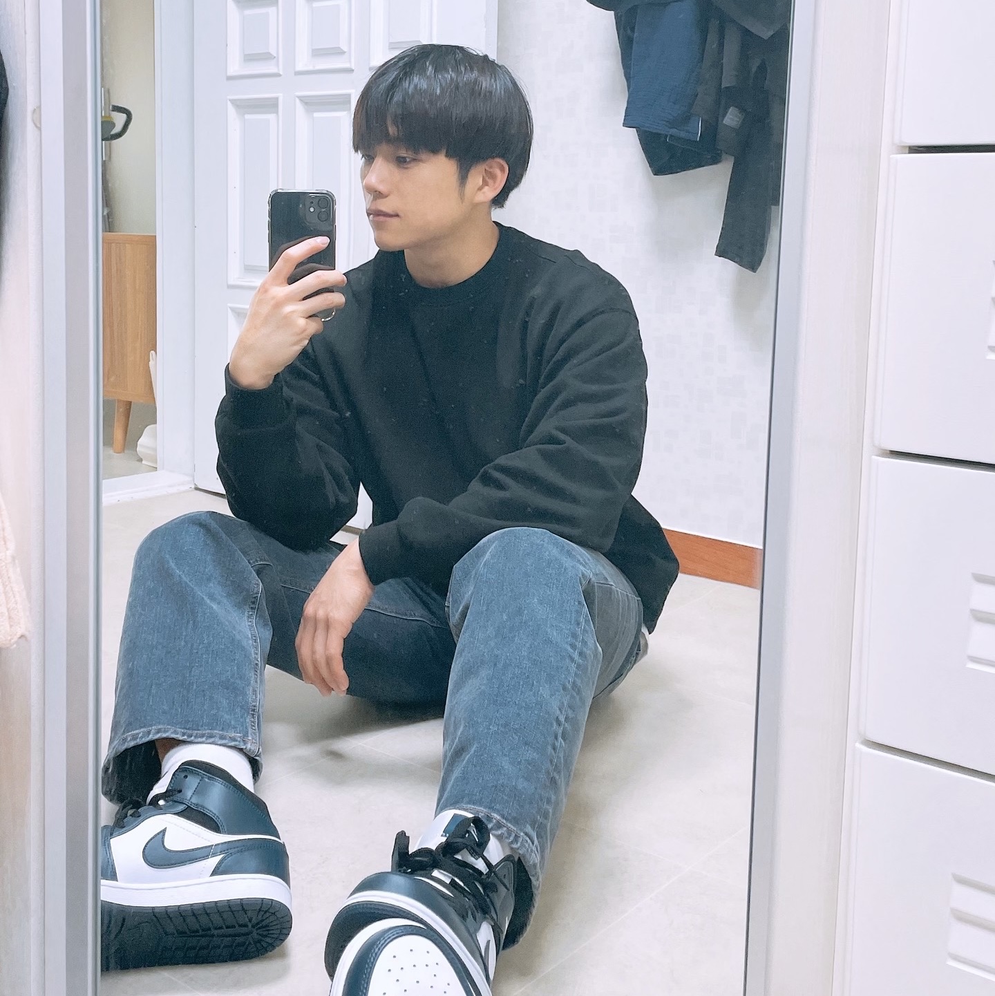 옥이 (@hell_two_87) 님의 게시물 | KREAM