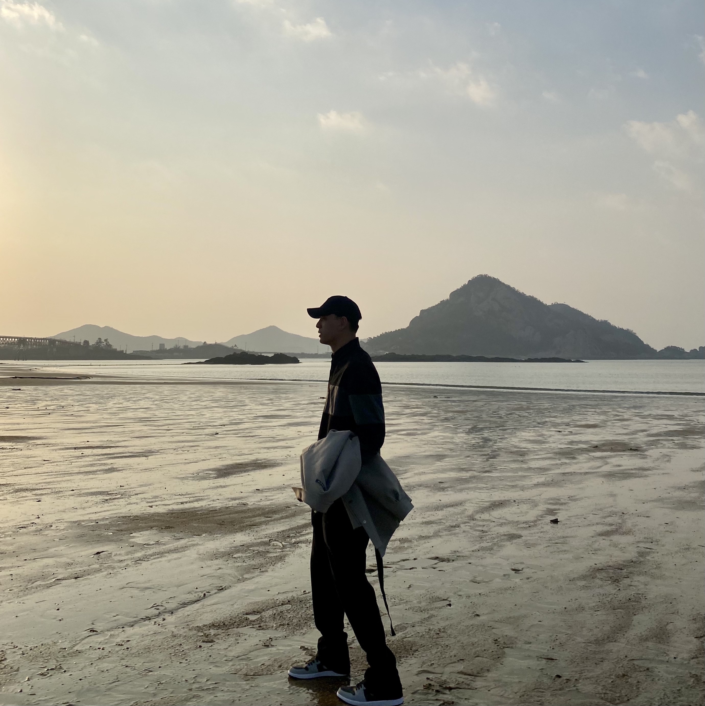 Hugh, Gwon (@1_9_2.7) 님의 게시물 | KREAM