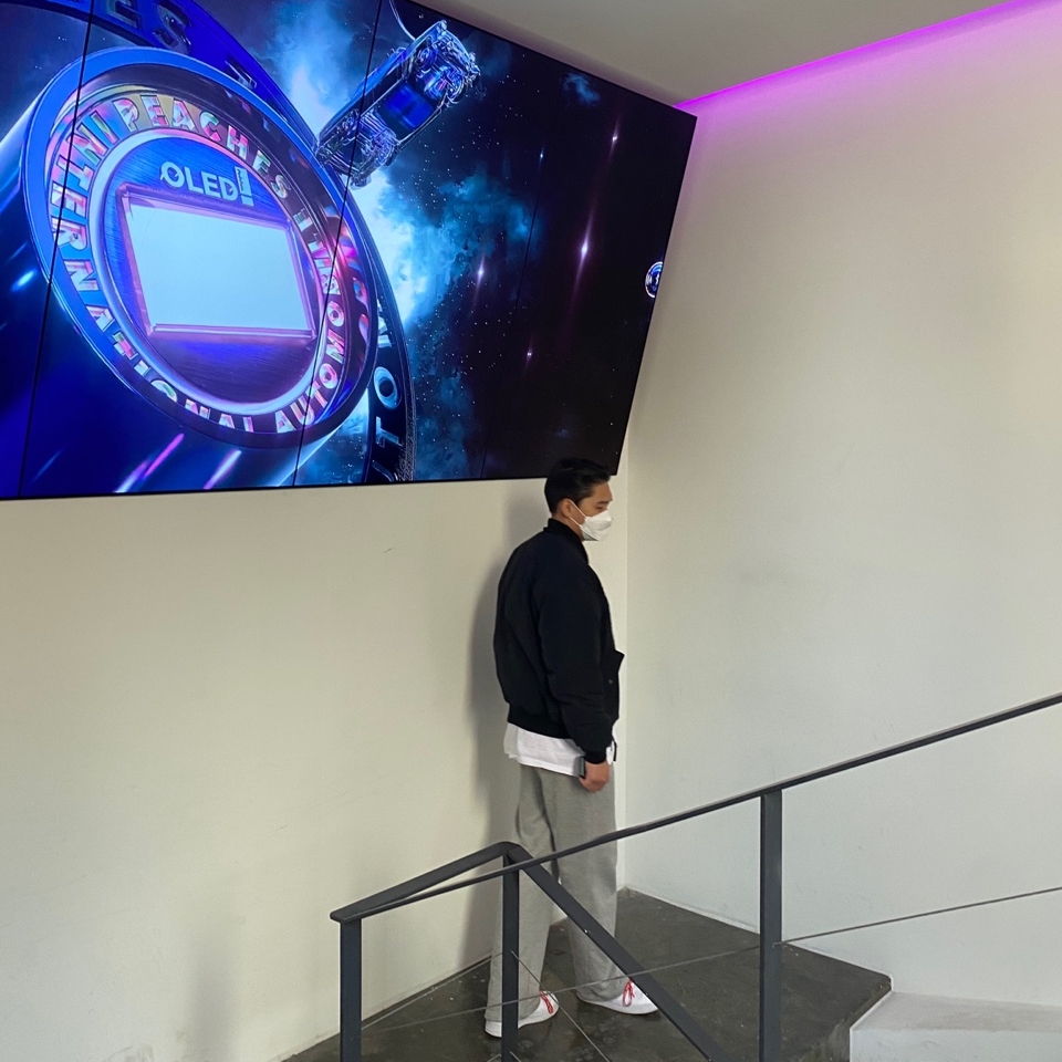 권민수 (@kicks__98) 님의 게시물 | KREAM