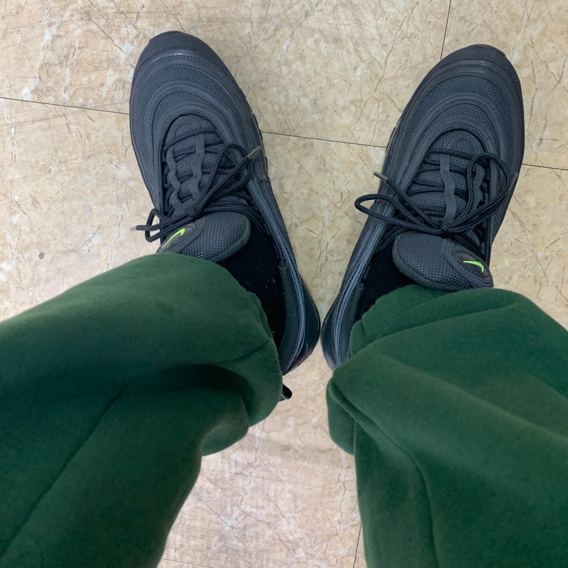 (@syoung) 님의 게시물 | KREAM