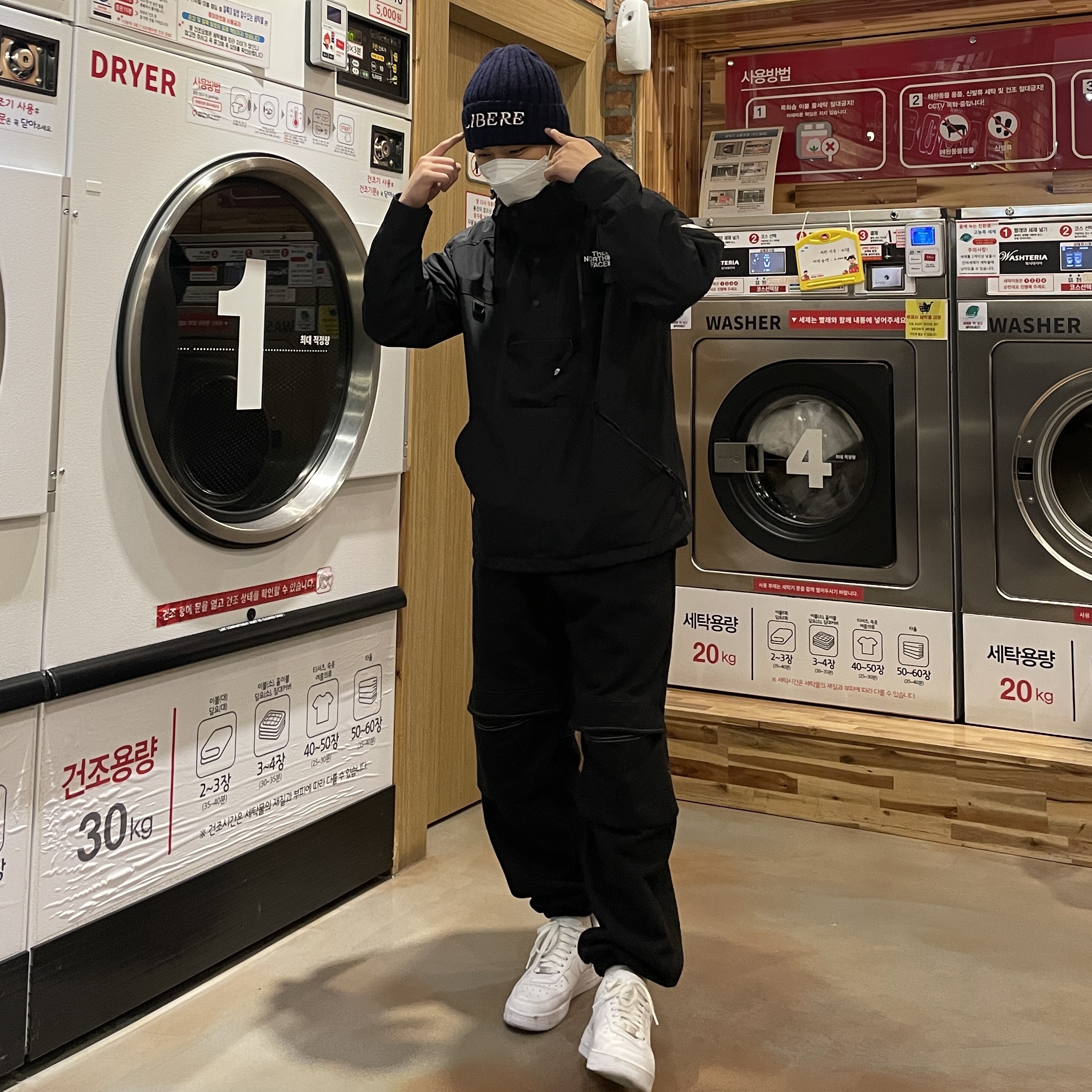 써니 (@03.08_hs) 님의 게시물 | KREAM