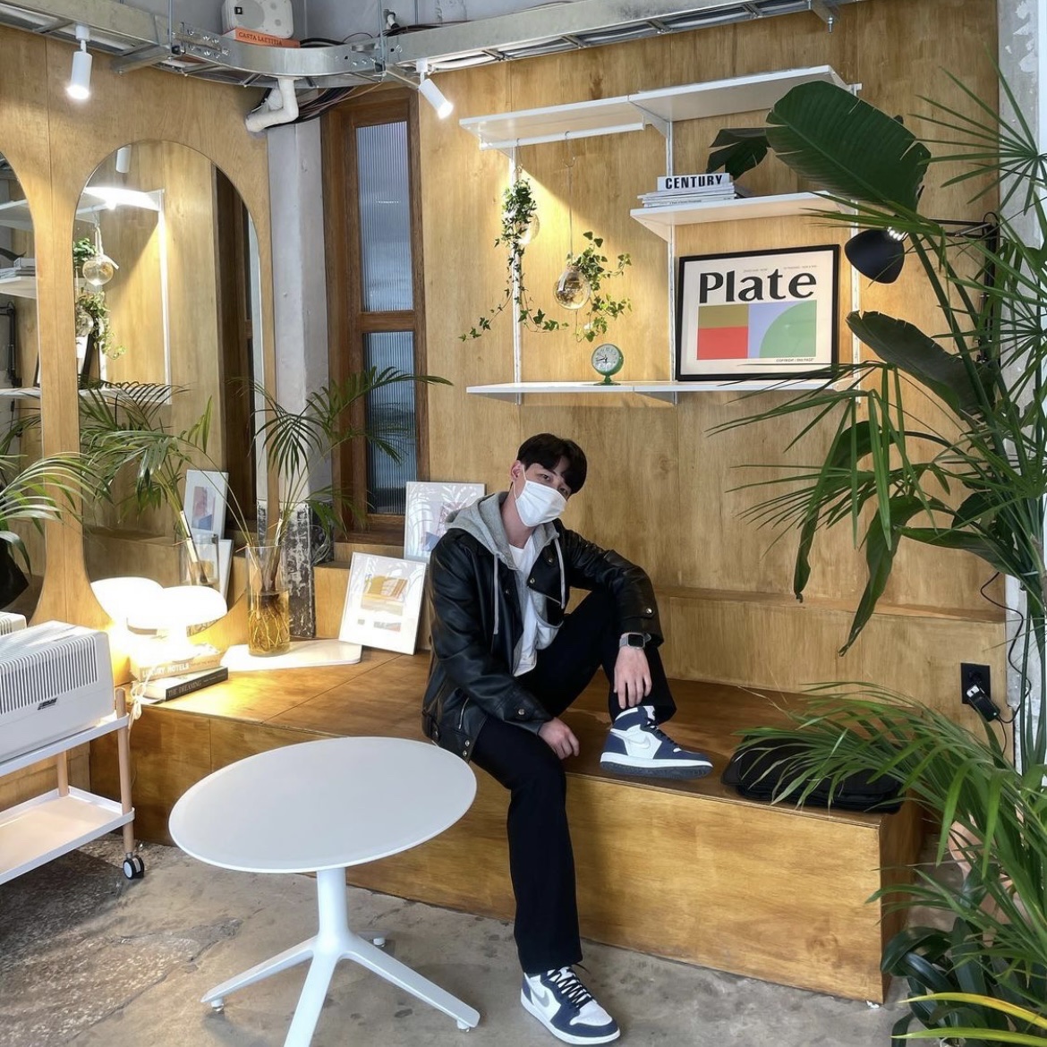 곰탱이 (@hun.__.2) 님의 게시물 | KREAM