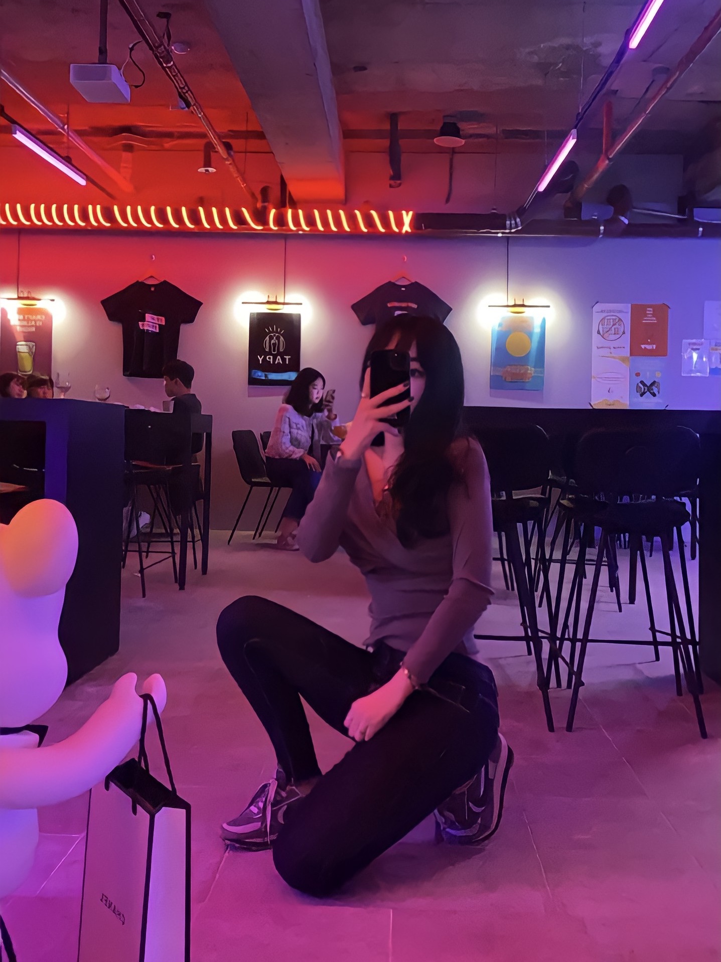 지수 (@ljsww) 님의 게시물 | KREAM