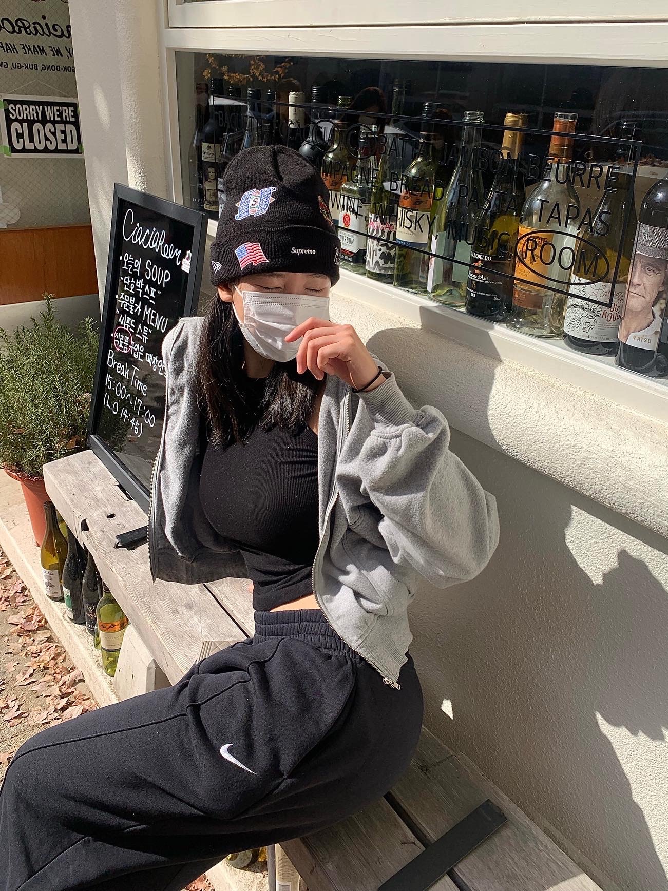 (@ong2_cat) 님의 게시물 | KREAM