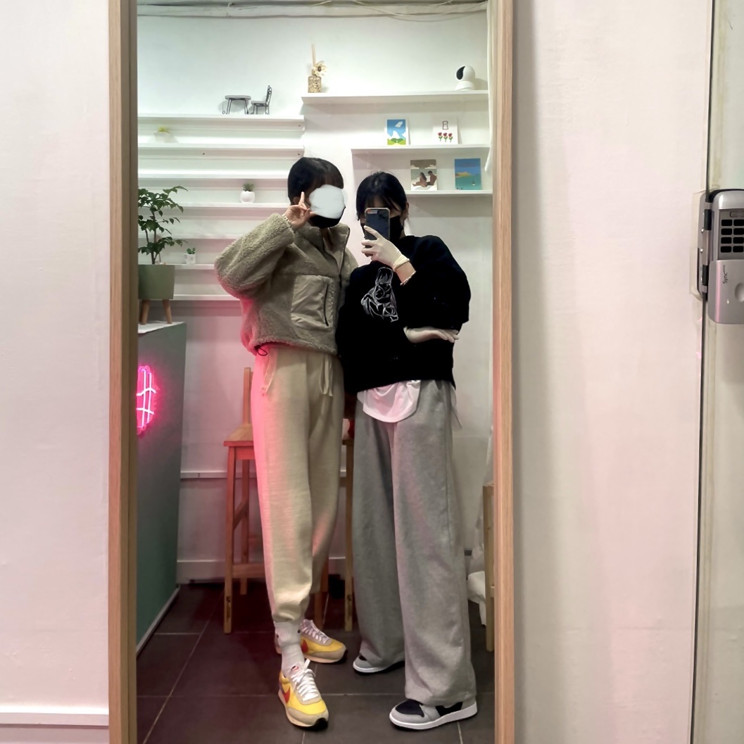 믄(.) (@kimwalwal_) 님의 게시물 | KREAM