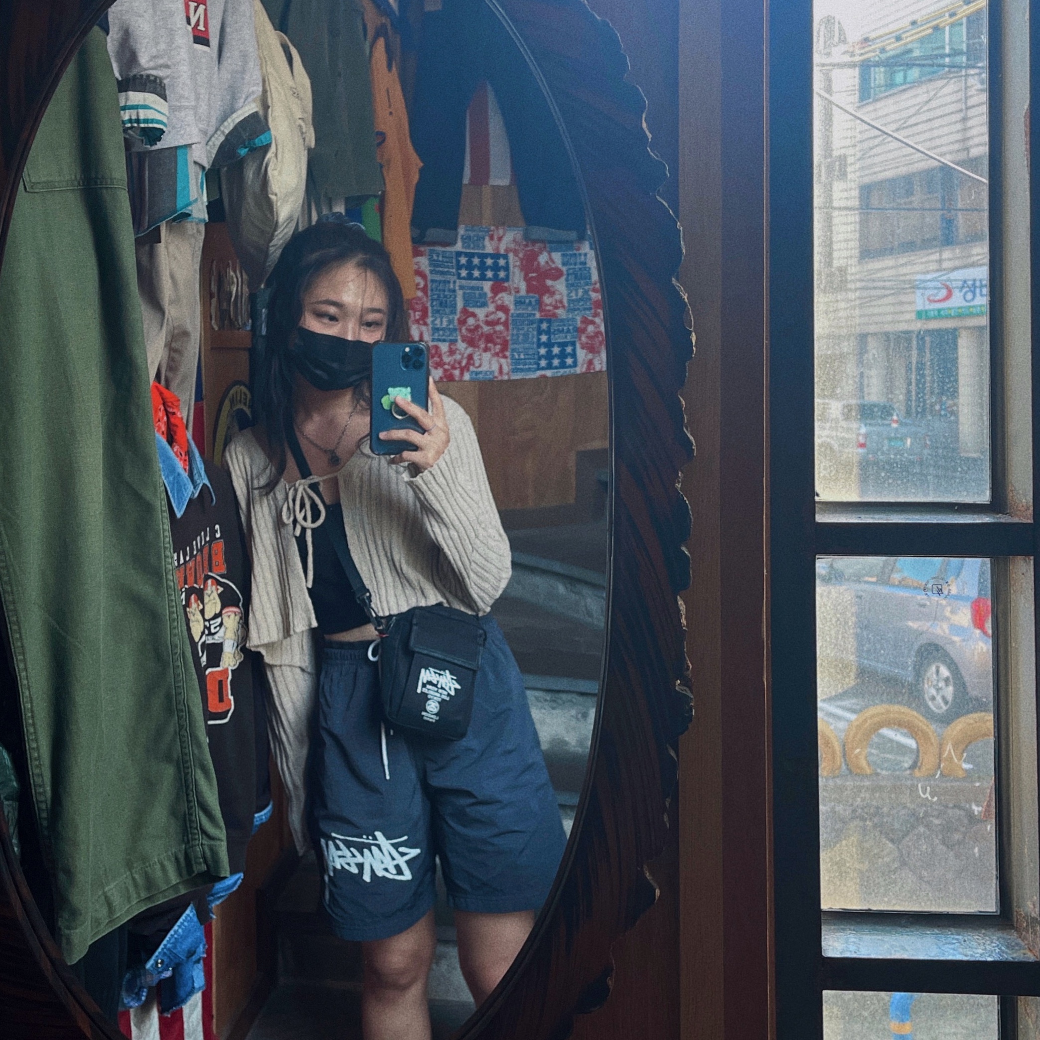 두나 (@_d2_n4) 님의 게시물 | KREAM