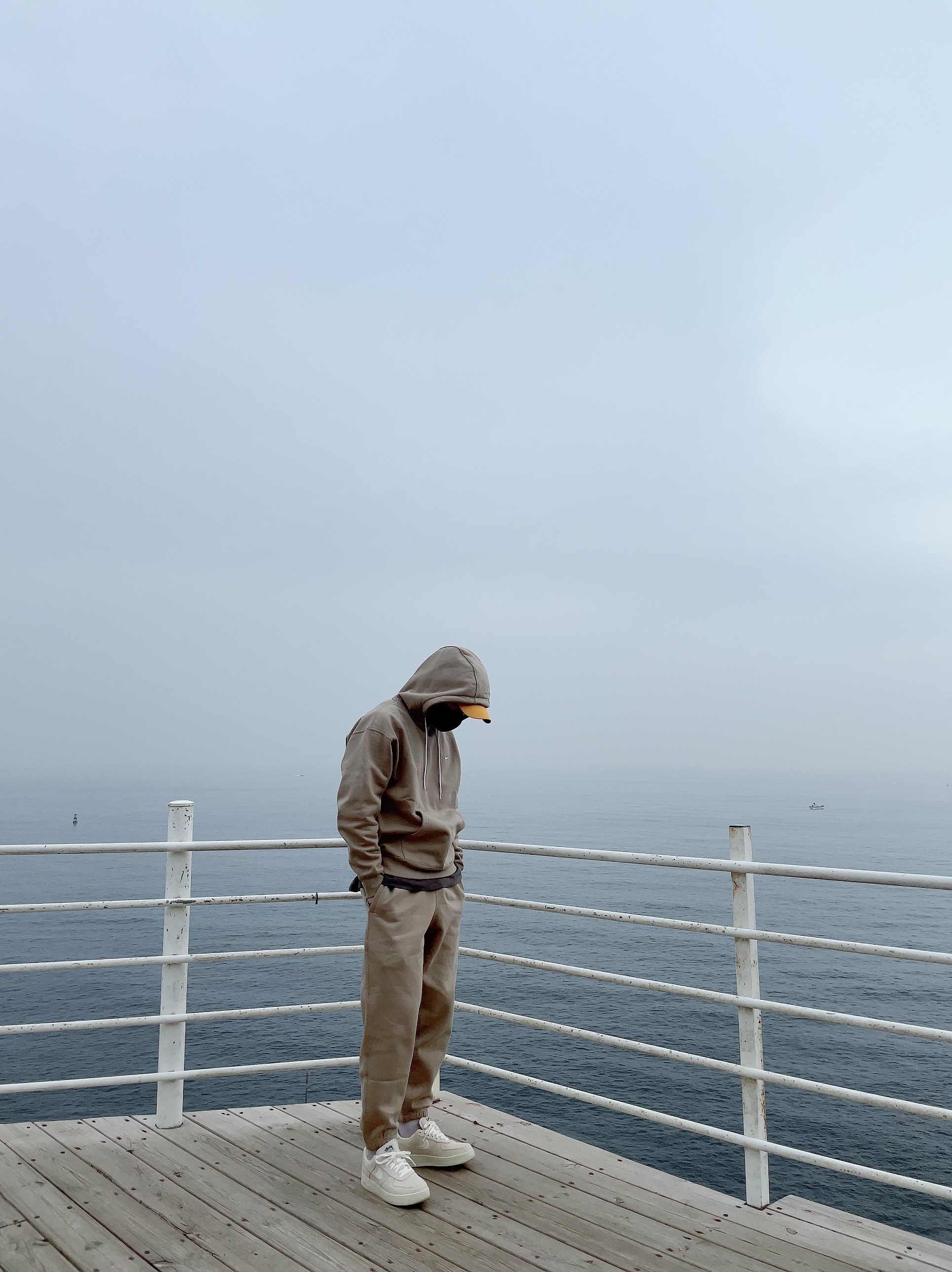 버미 (@beom_ing) 님의 게시물 | KREAM