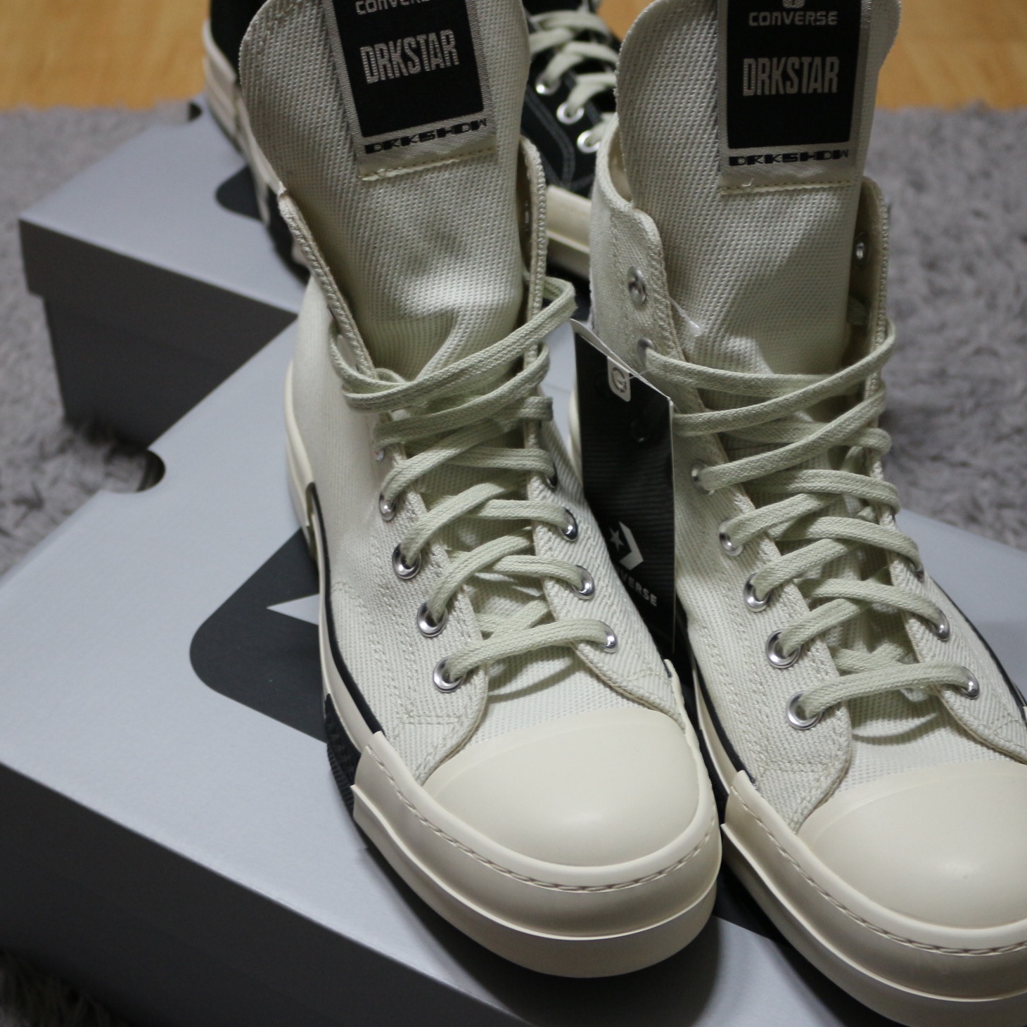 Andi (@rick_owens) 님의 게시물 | KREAM