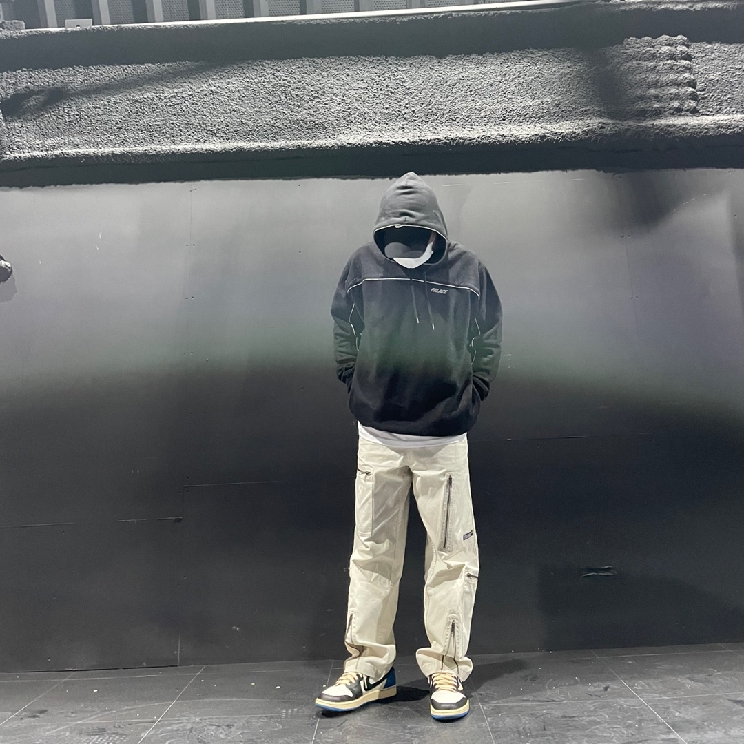 용 (@y___y) 님의 게시물 | KREAM