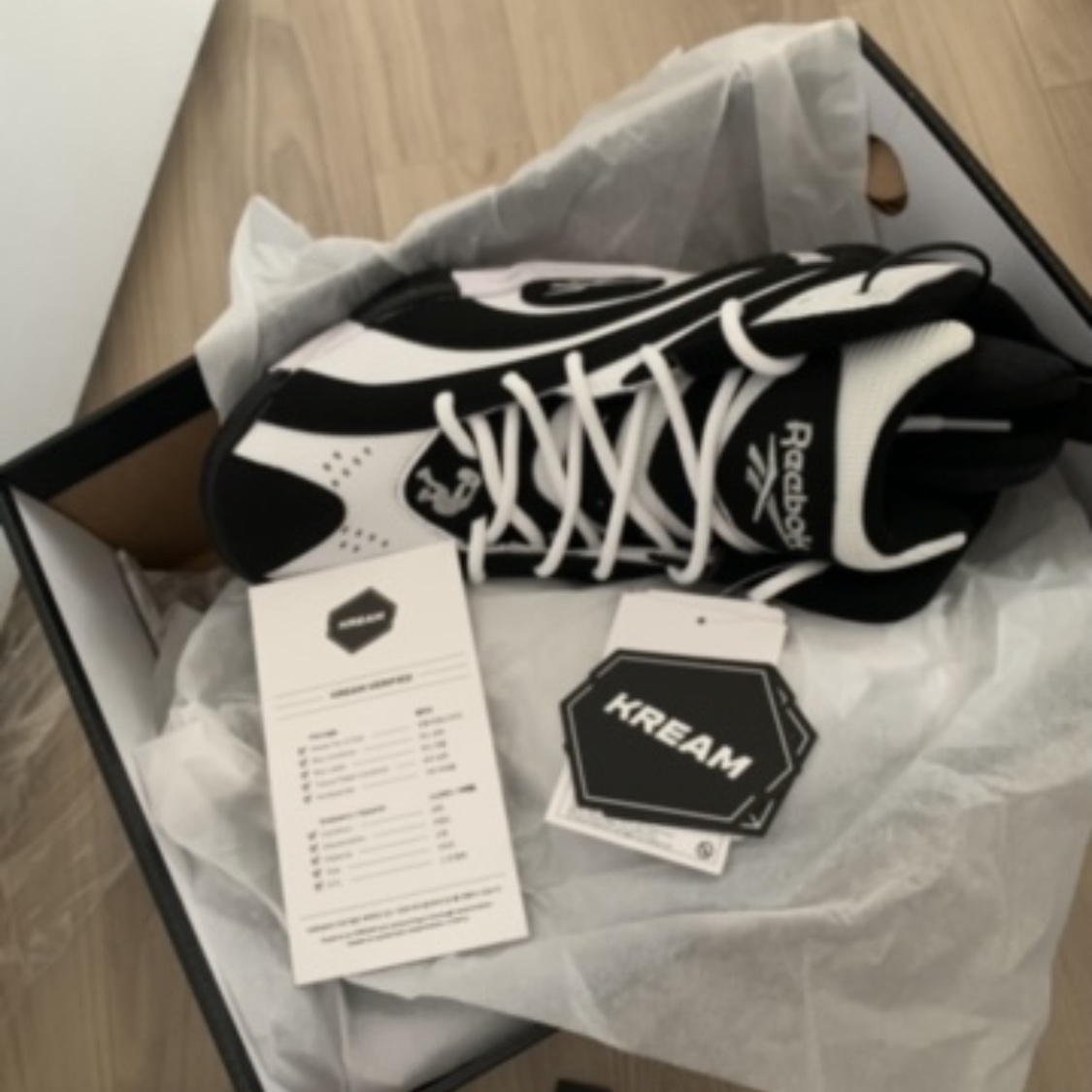 enhmaa0814 (@enna1) 님의 게시물 | KREAM