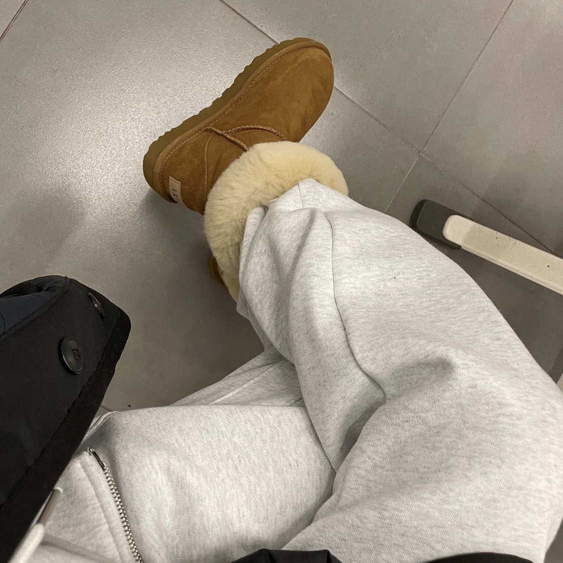 김아미 (@hoami00) 님의 게시물 | KREAM