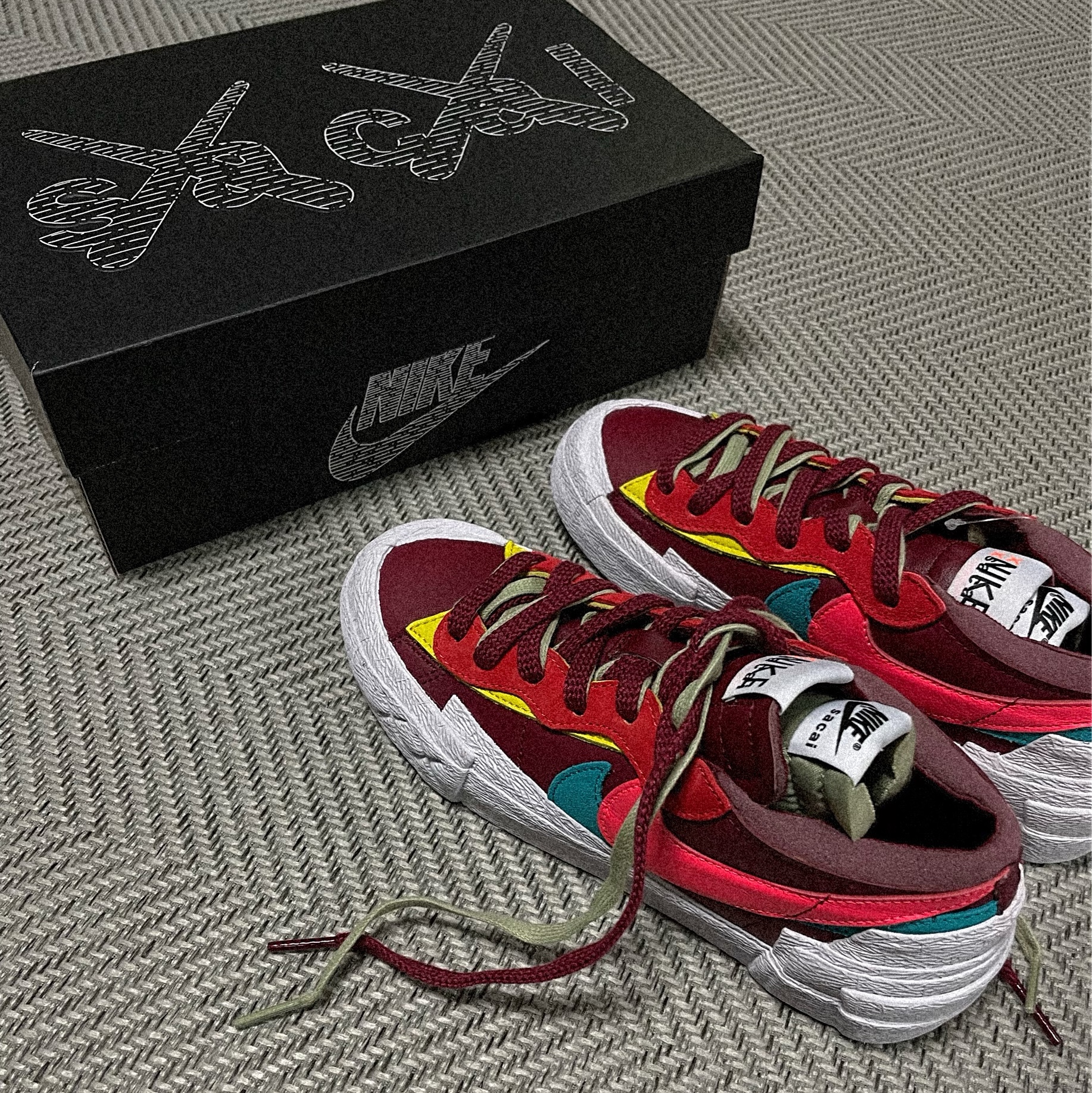 신발장 (@sxng_) 님의 게시물 | KREAM