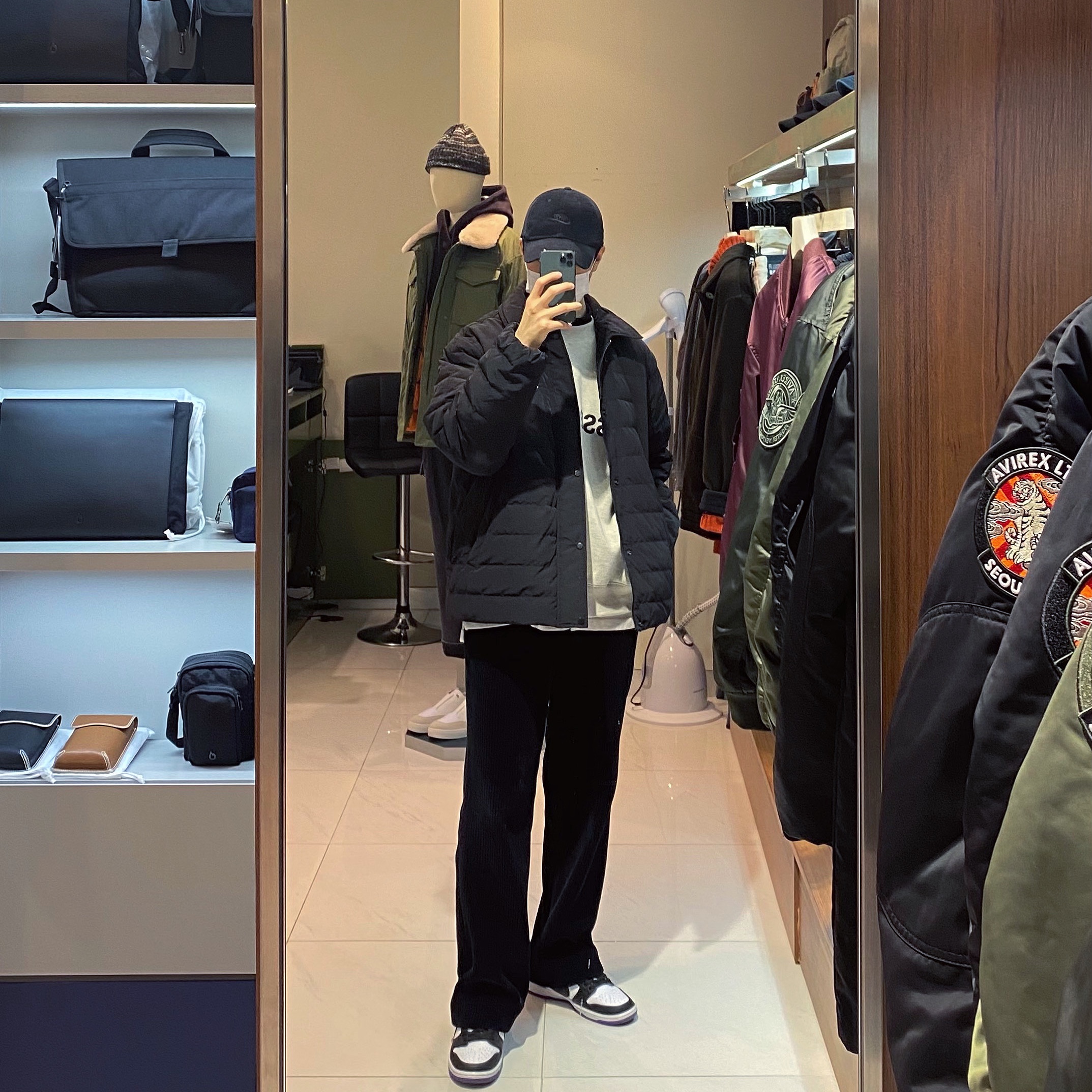 (@iidllee) 님의 게시물 | KREAM