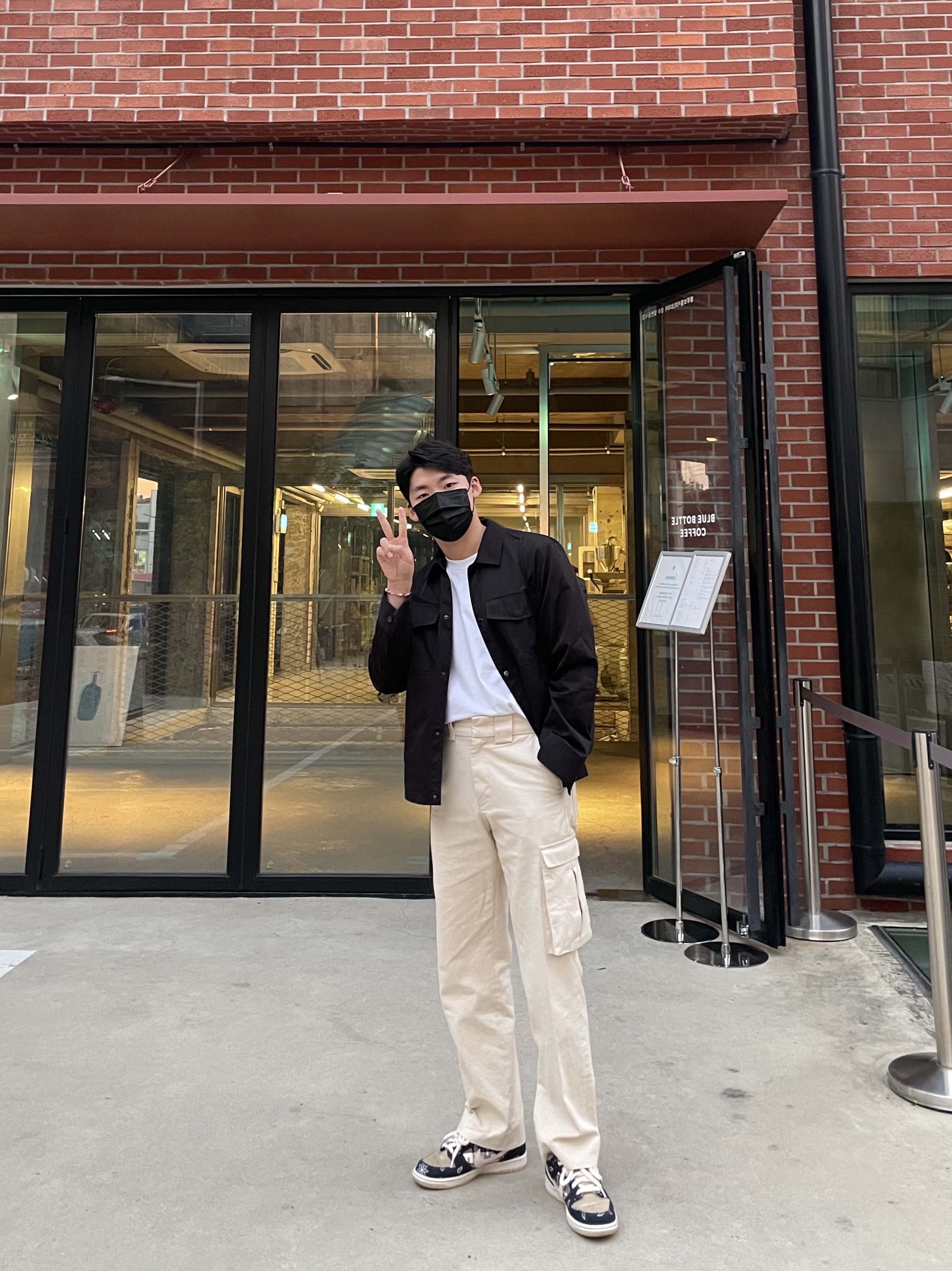 (@tech_s2) 님의 게시물 | KREAM