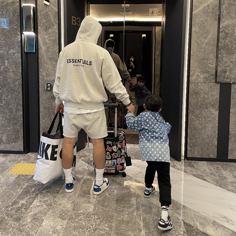 airblacky (@nike_boss) 님의 게시물 | KREAM