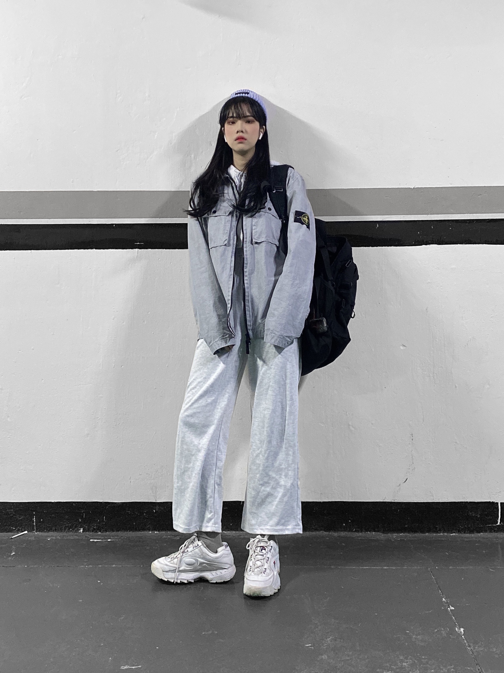 성령 (@momoeis) 님의 게시물 | KREAM