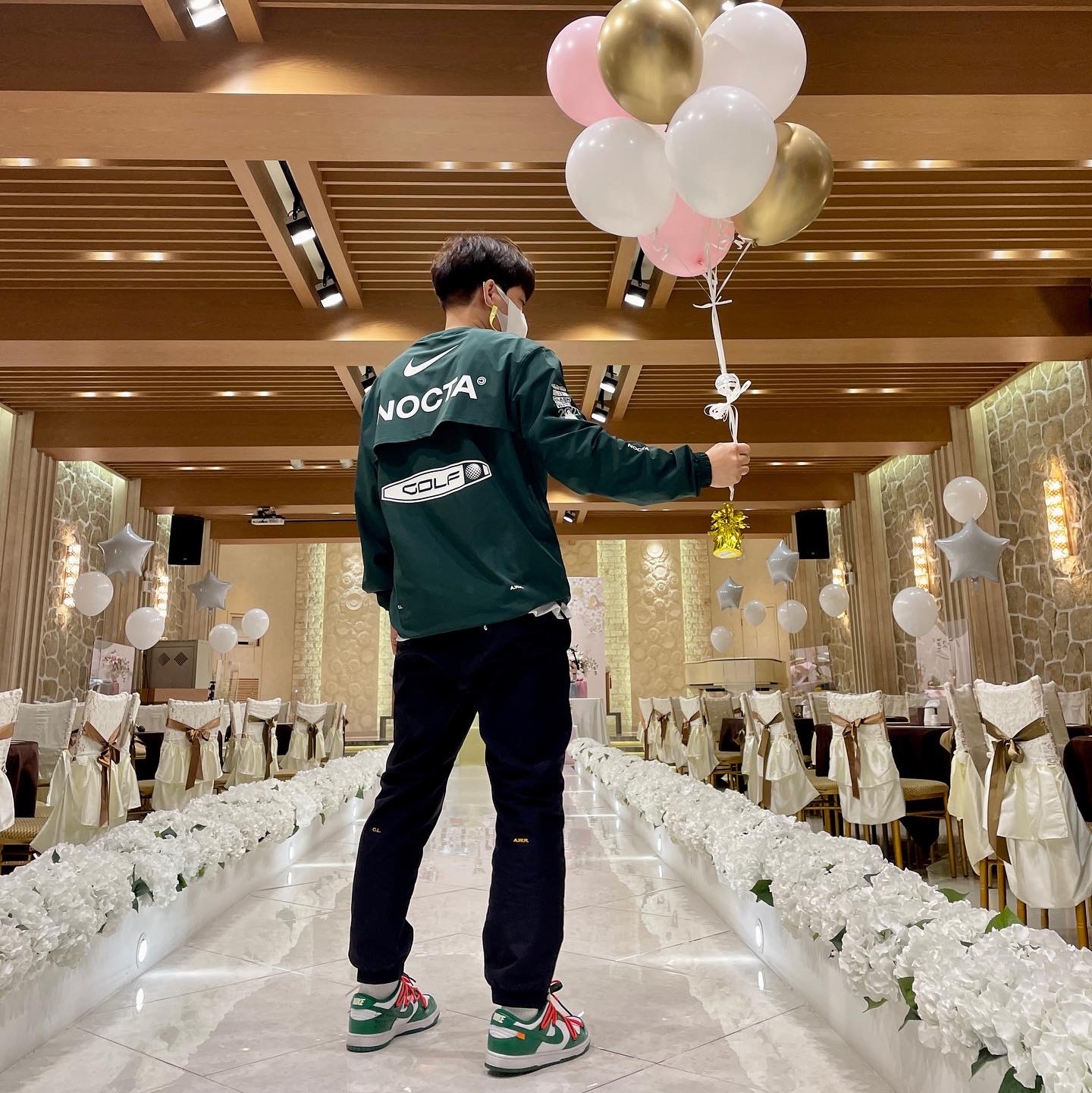 궈녘 (@aseurayi) 님의 게시물 | KREAM