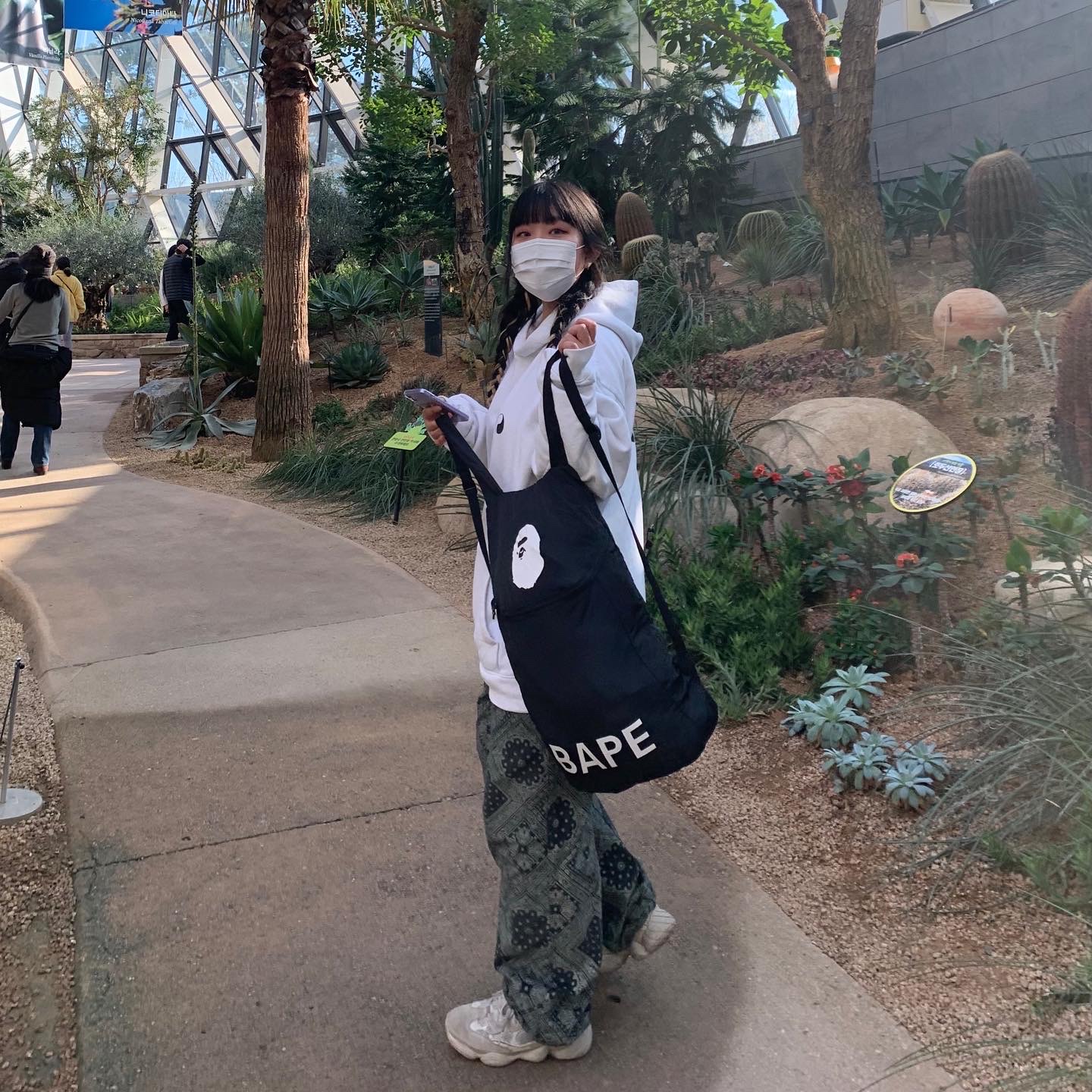 김은솔 (@e__soul_) 님의 게시물 | KREAM