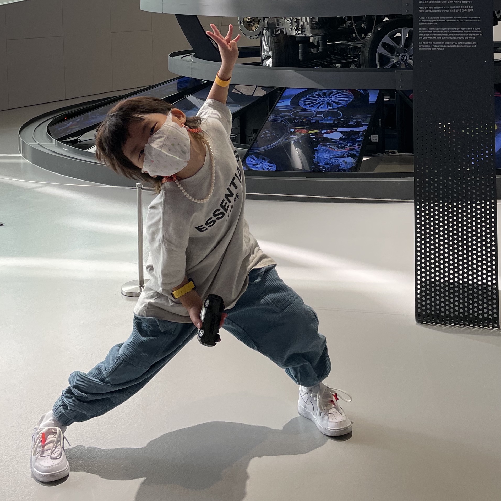 boo (@boo__) 님의 게시물 | KREAM