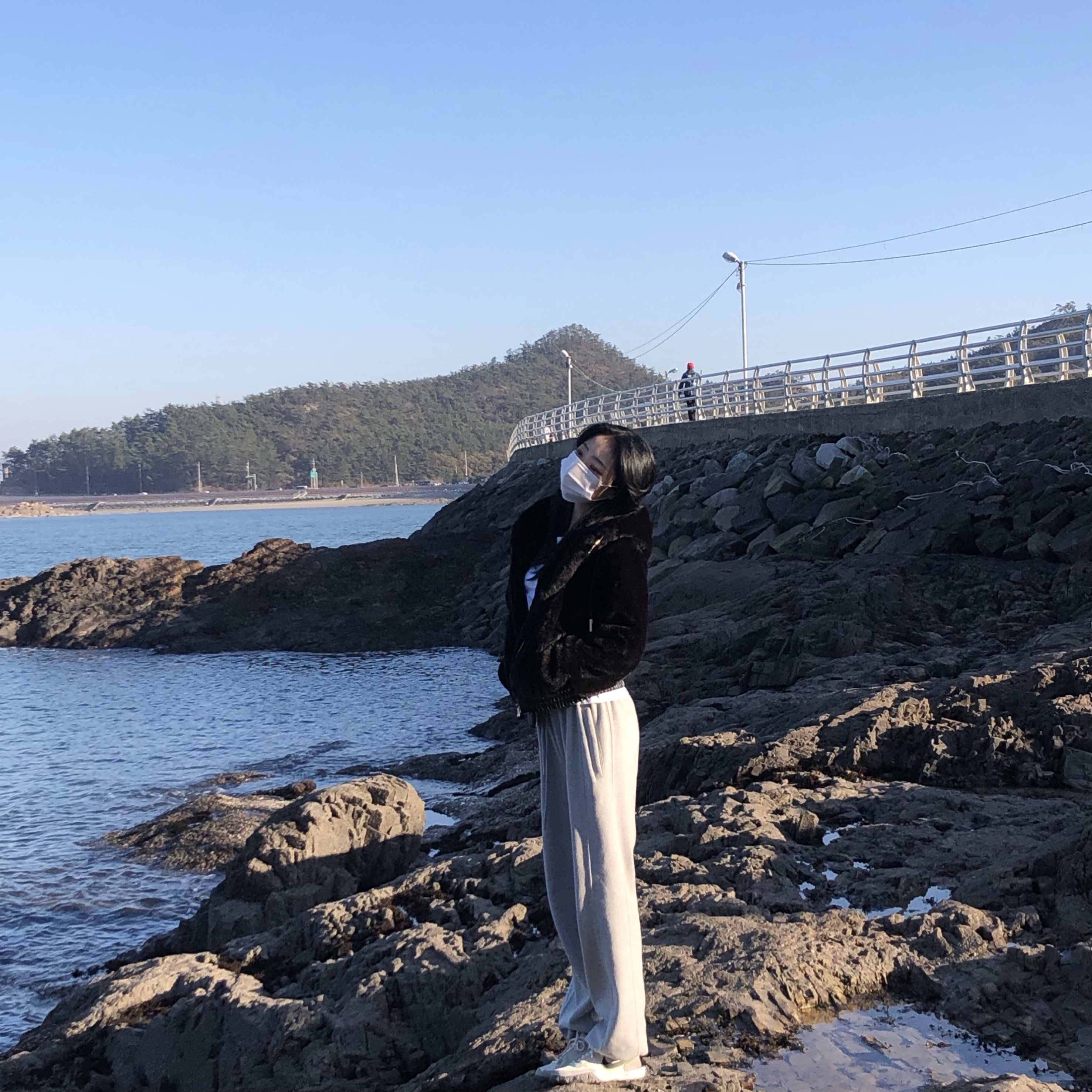 김명지 (@merr_) 님의 게시물 | KREAM