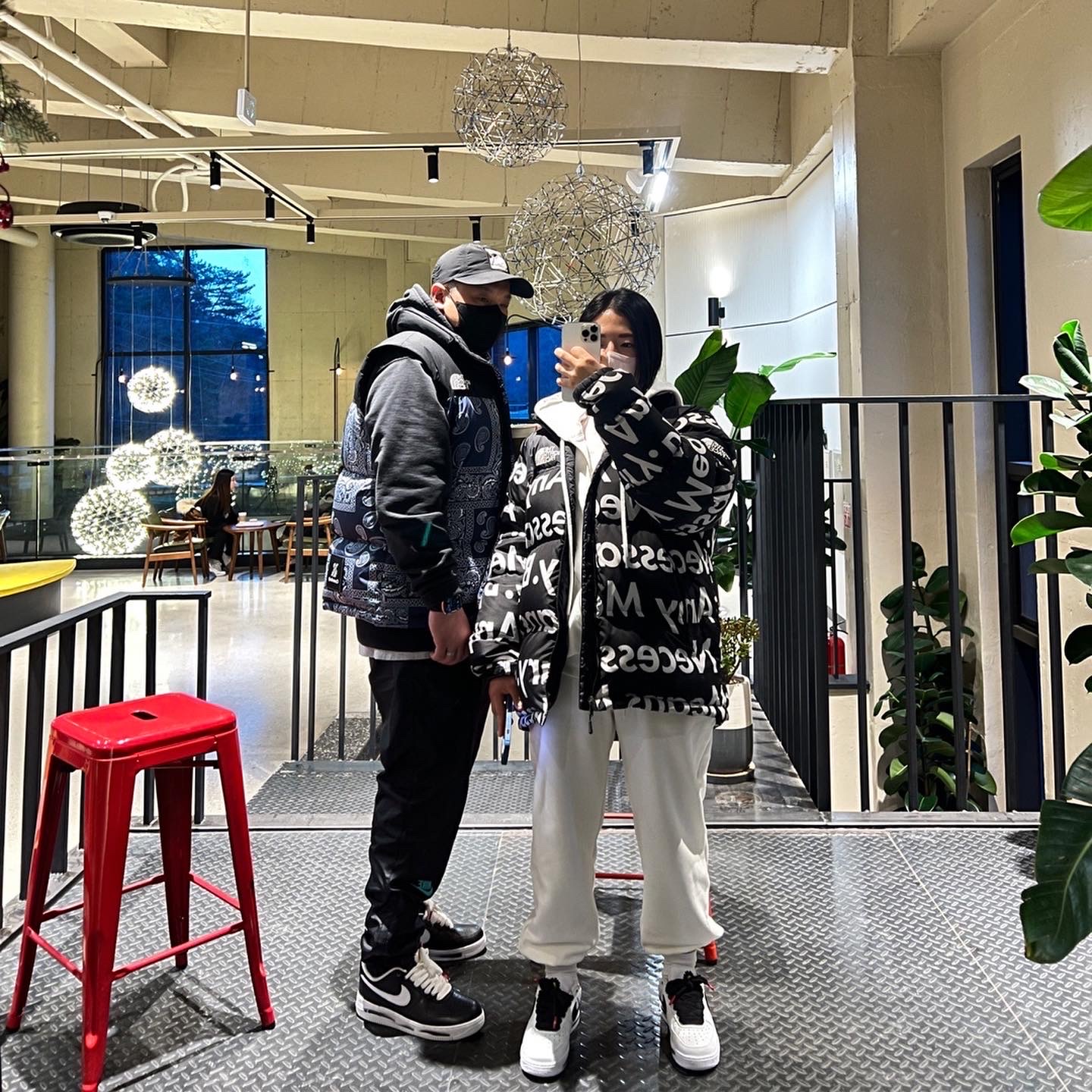 (@yu7558) 님의 게시물 | KREAM