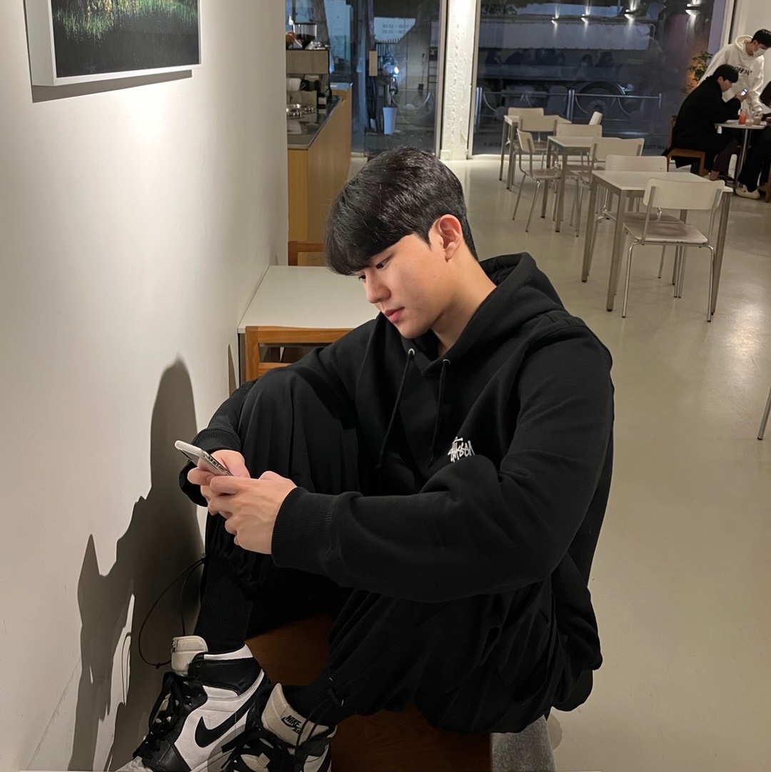 morethan13 (@noah_jm) 님의 게시물 | KREAM