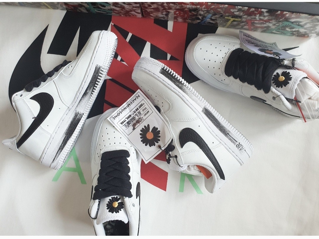 (@_rael) 님의 게시물 | KREAM