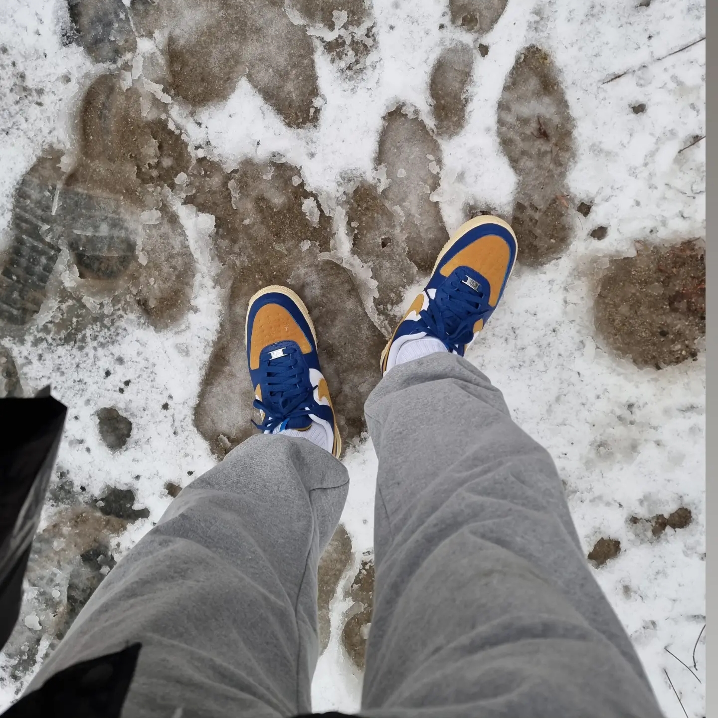 유경종 (@shownan) 님의 게시물 | KREAM