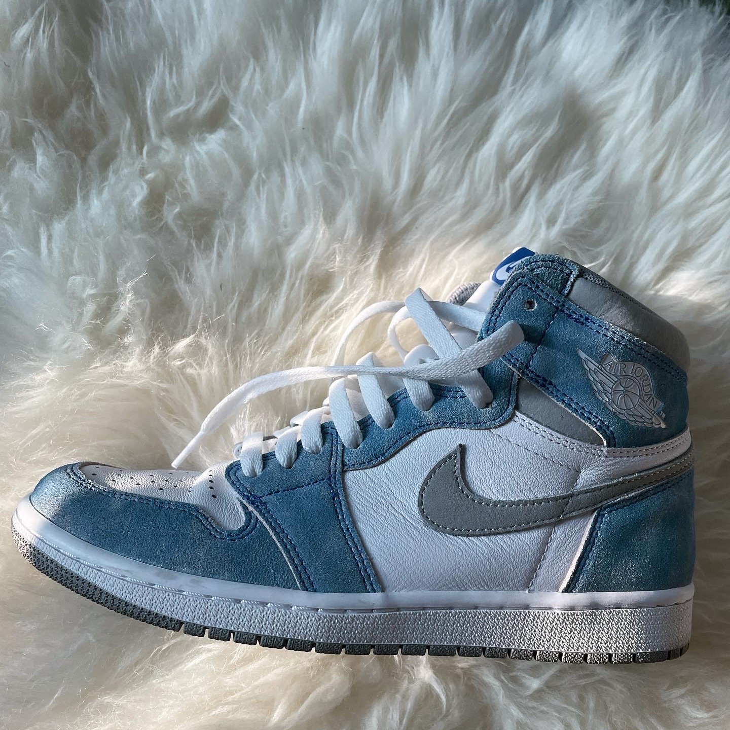 (@lee_0213) 님의 게시물 | KREAM