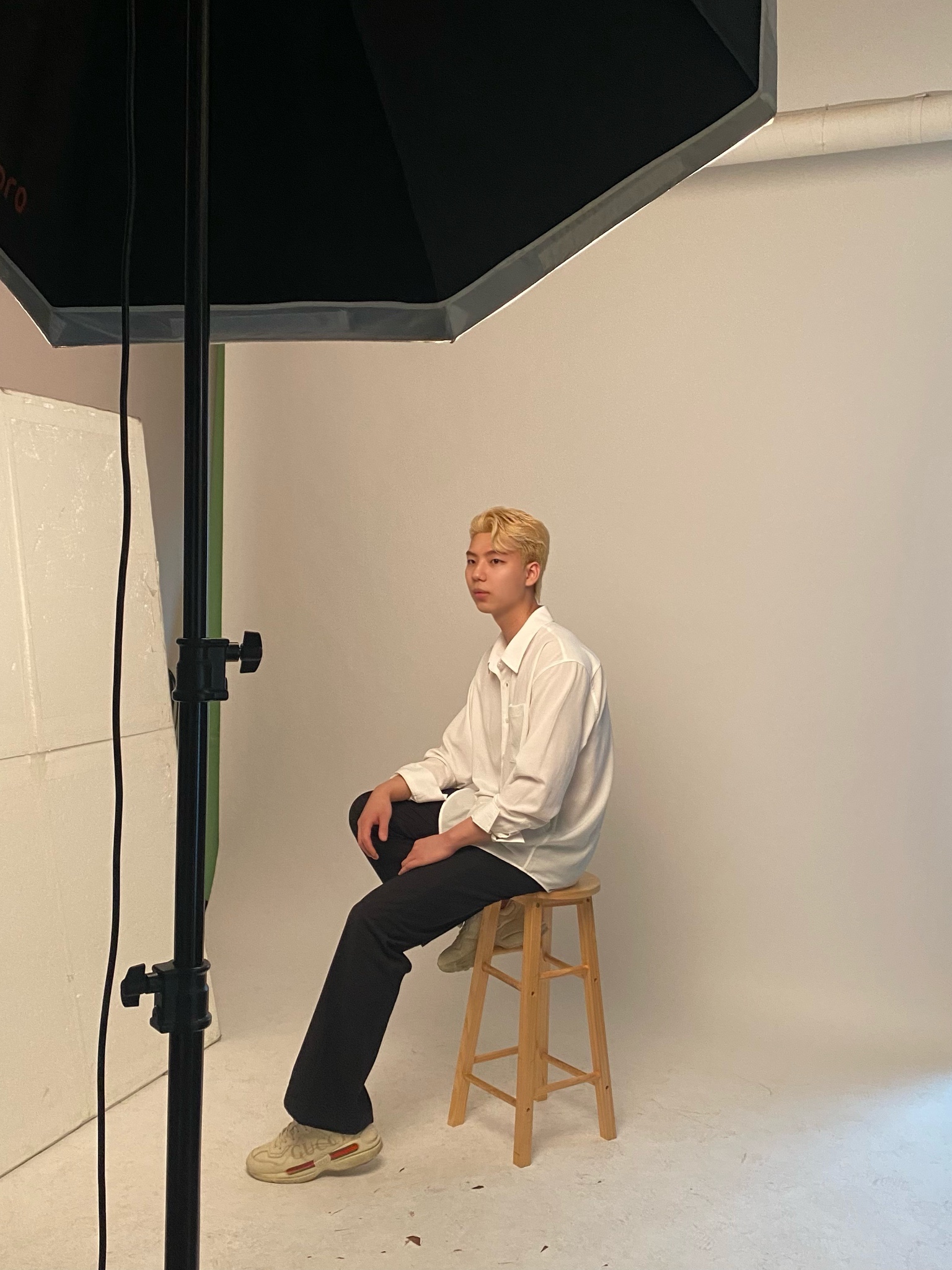 롸 (@nes._.vv) 님의 게시물 | KREAM