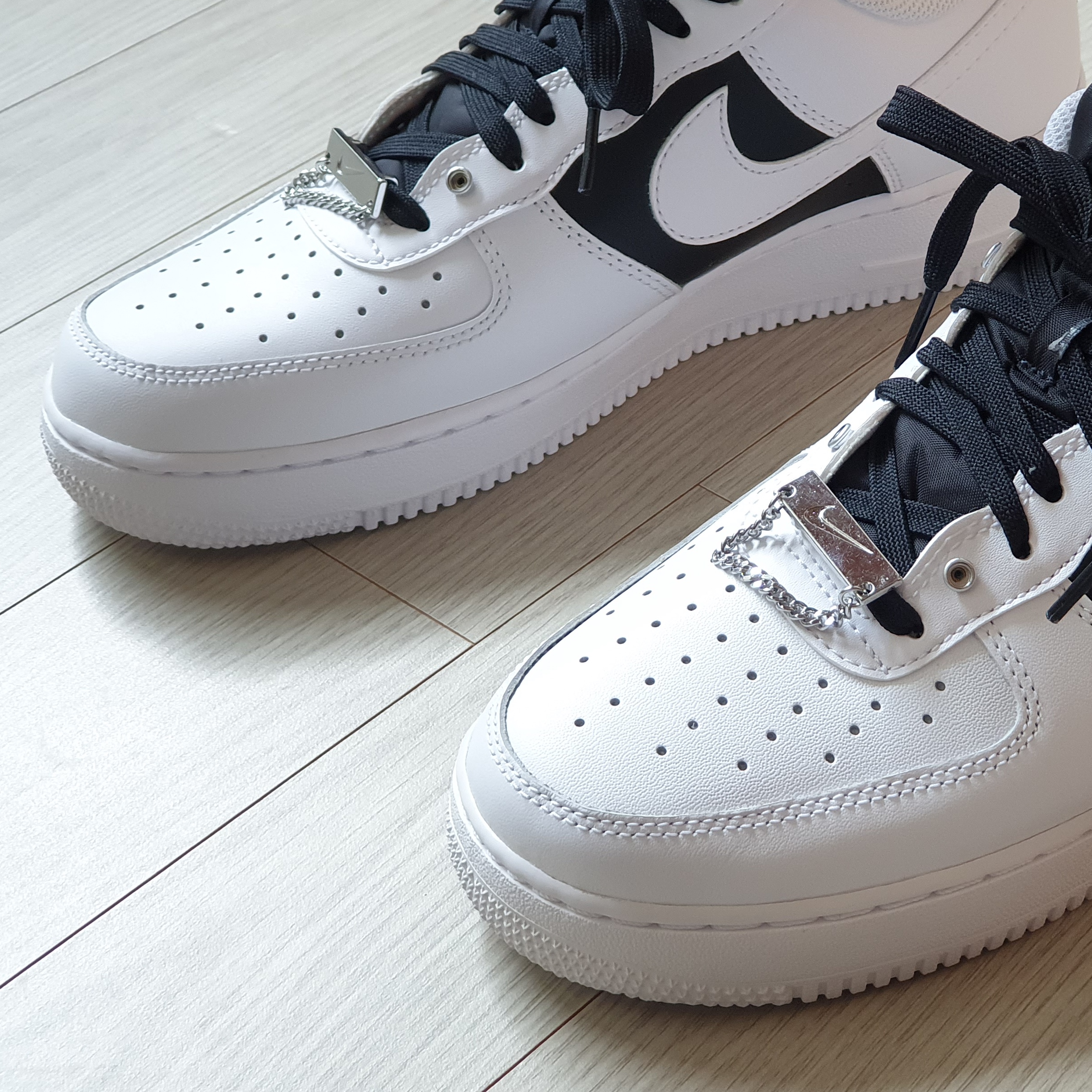 준성 (@jun._.s0) 님의 게시물 | KREAM