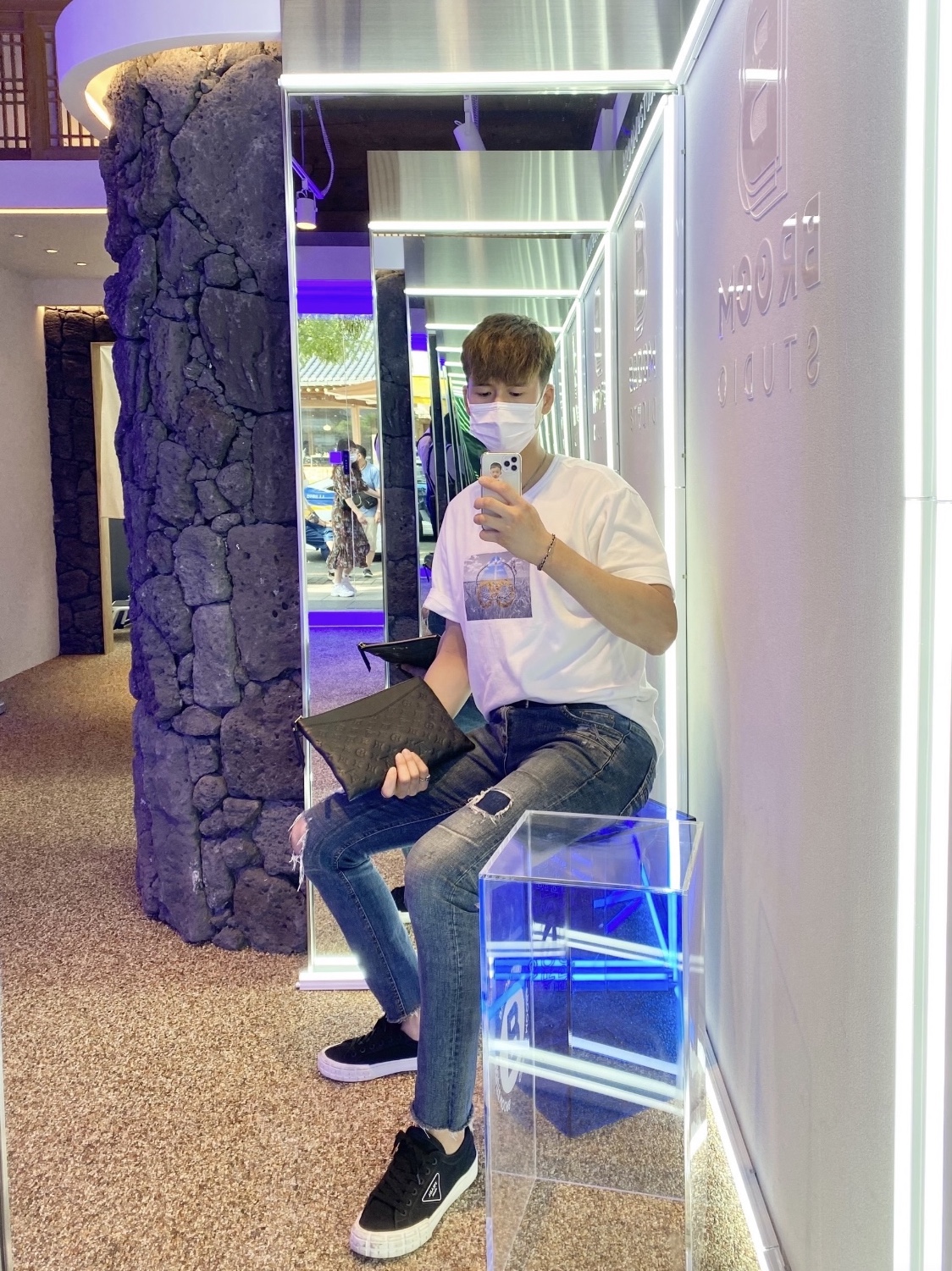 바나나 (@jw__s) 님의 게시물 | KREAM