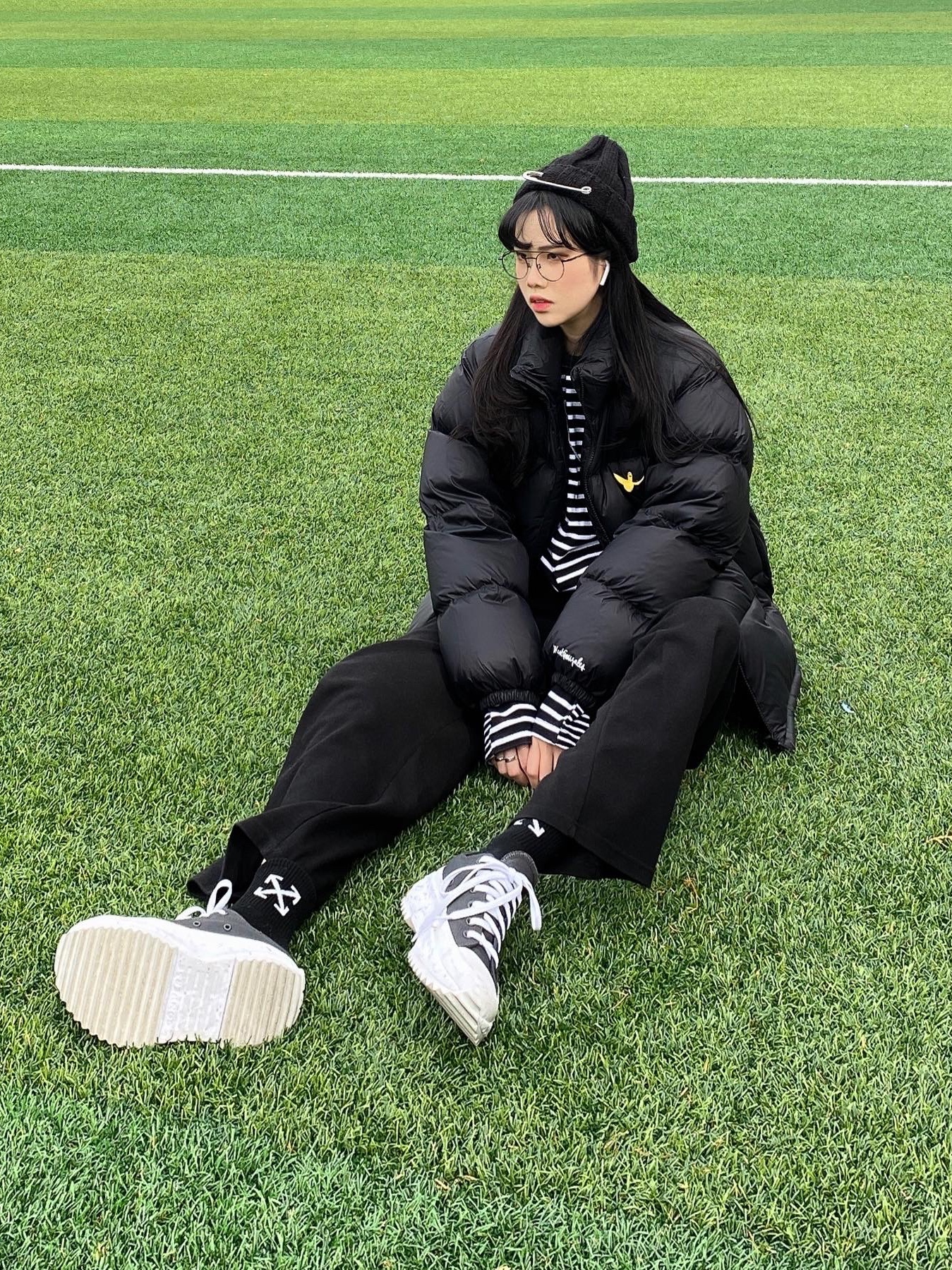 성령 (@momoeis) 님의 게시물 | KREAM