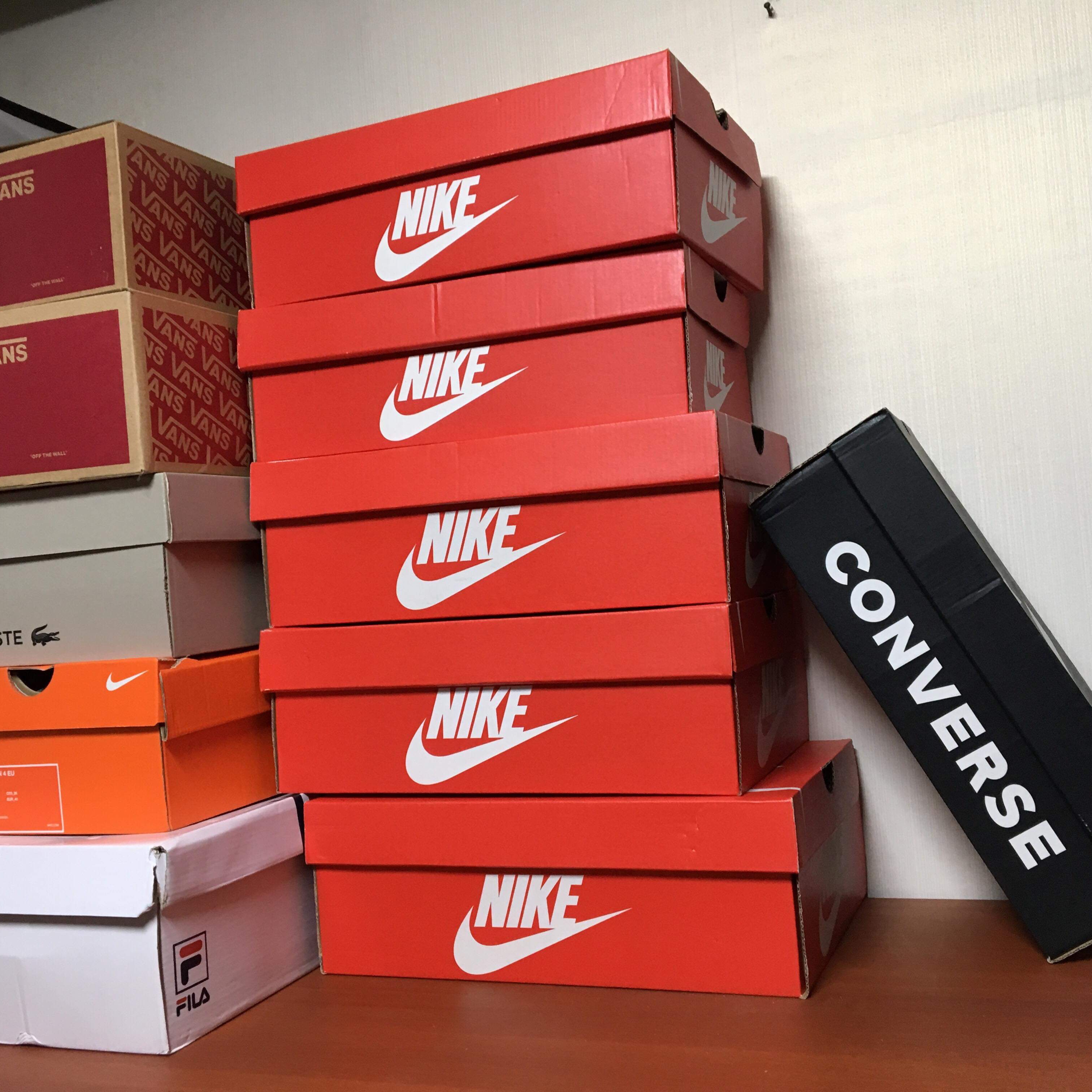 ha_4293 (@kalifha_23) 님의 게시물 | KREAM